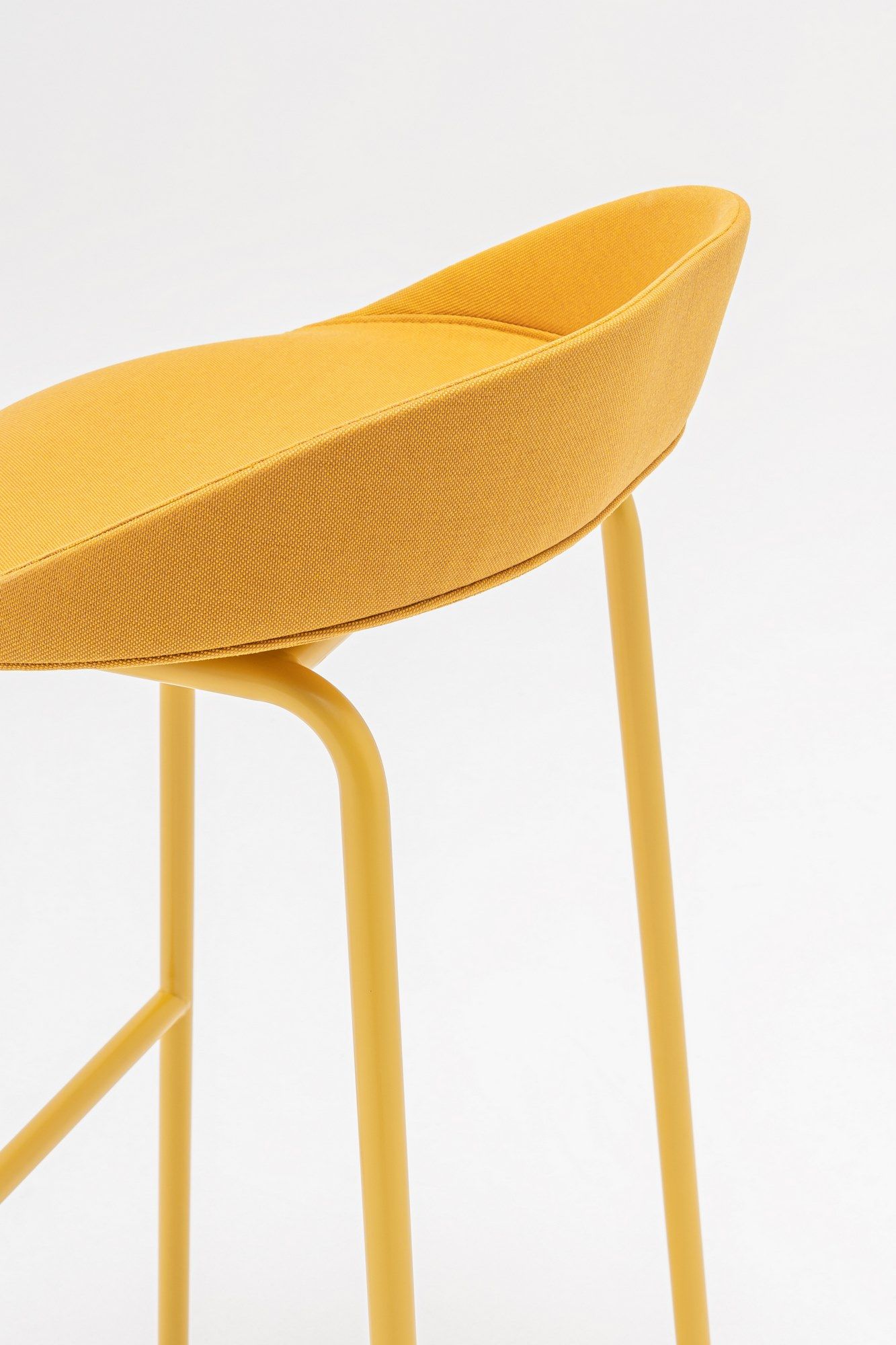 TEAM High fabric stool with footrest By MDD | design Dirk Winkel