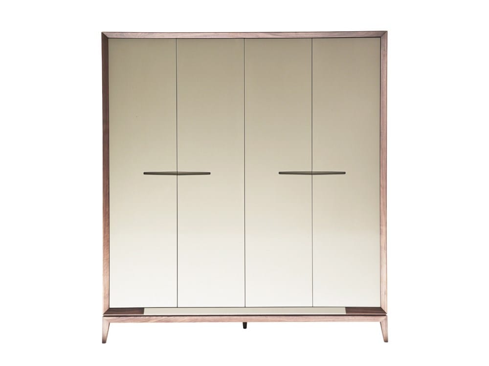 TEATRO Wardrobe By HC28 | design Luca Scacchetti