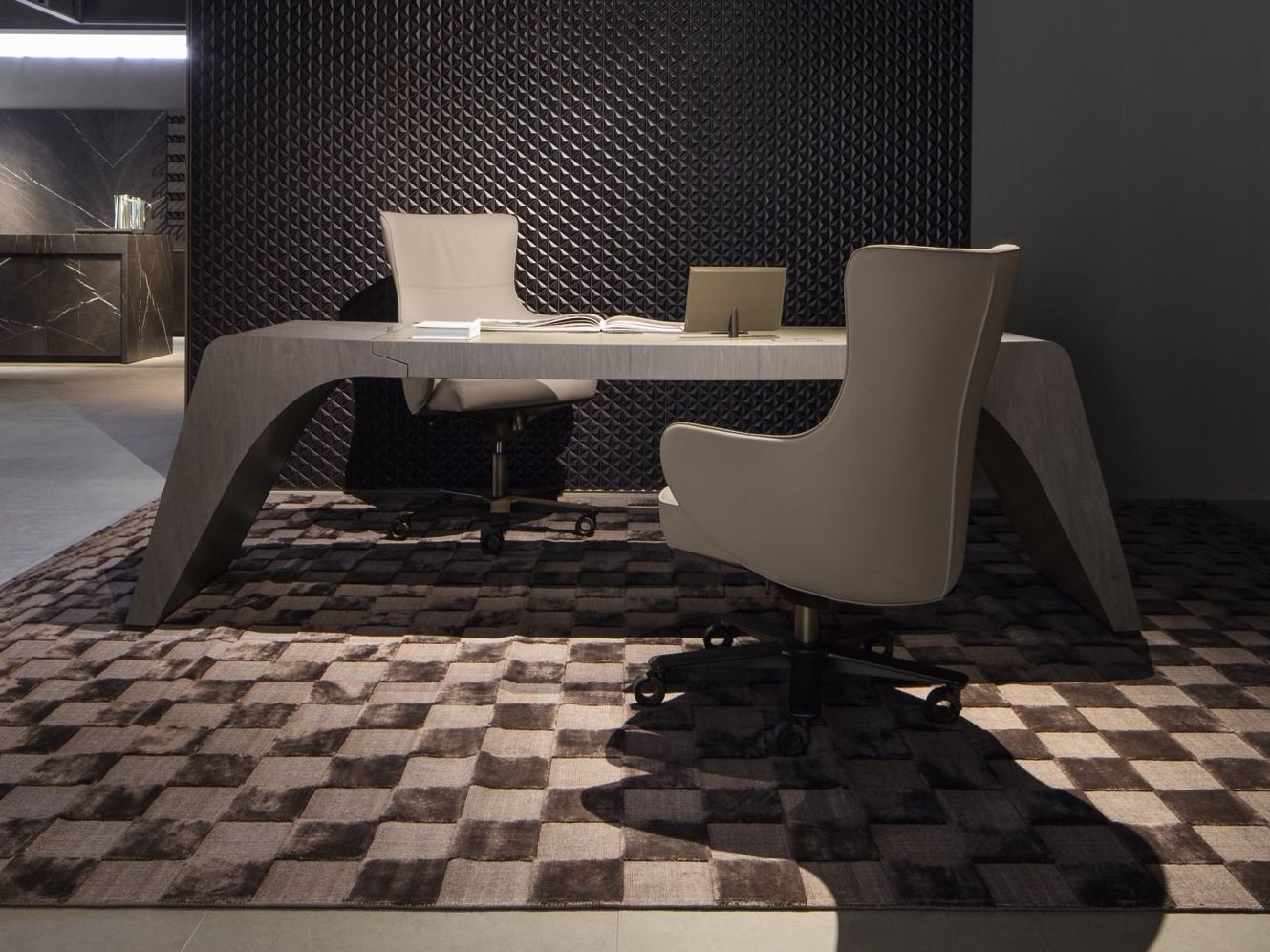 TENET Writing desk By Giorgetti | design Massimo Scolari