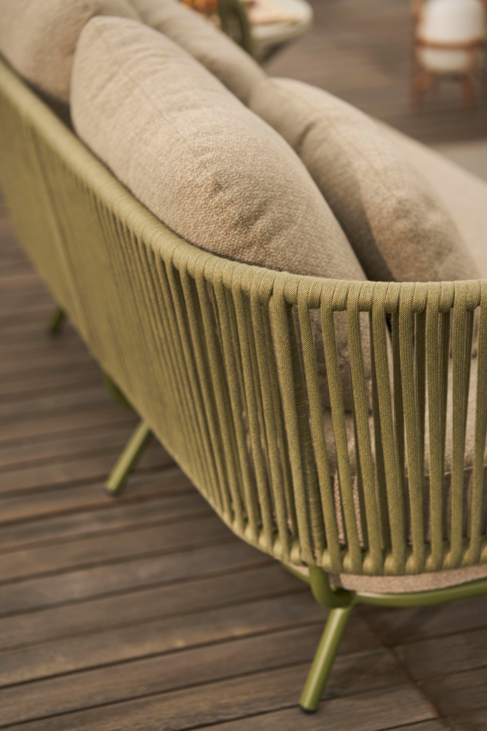 FUNE Garden sofa By TEPORIA