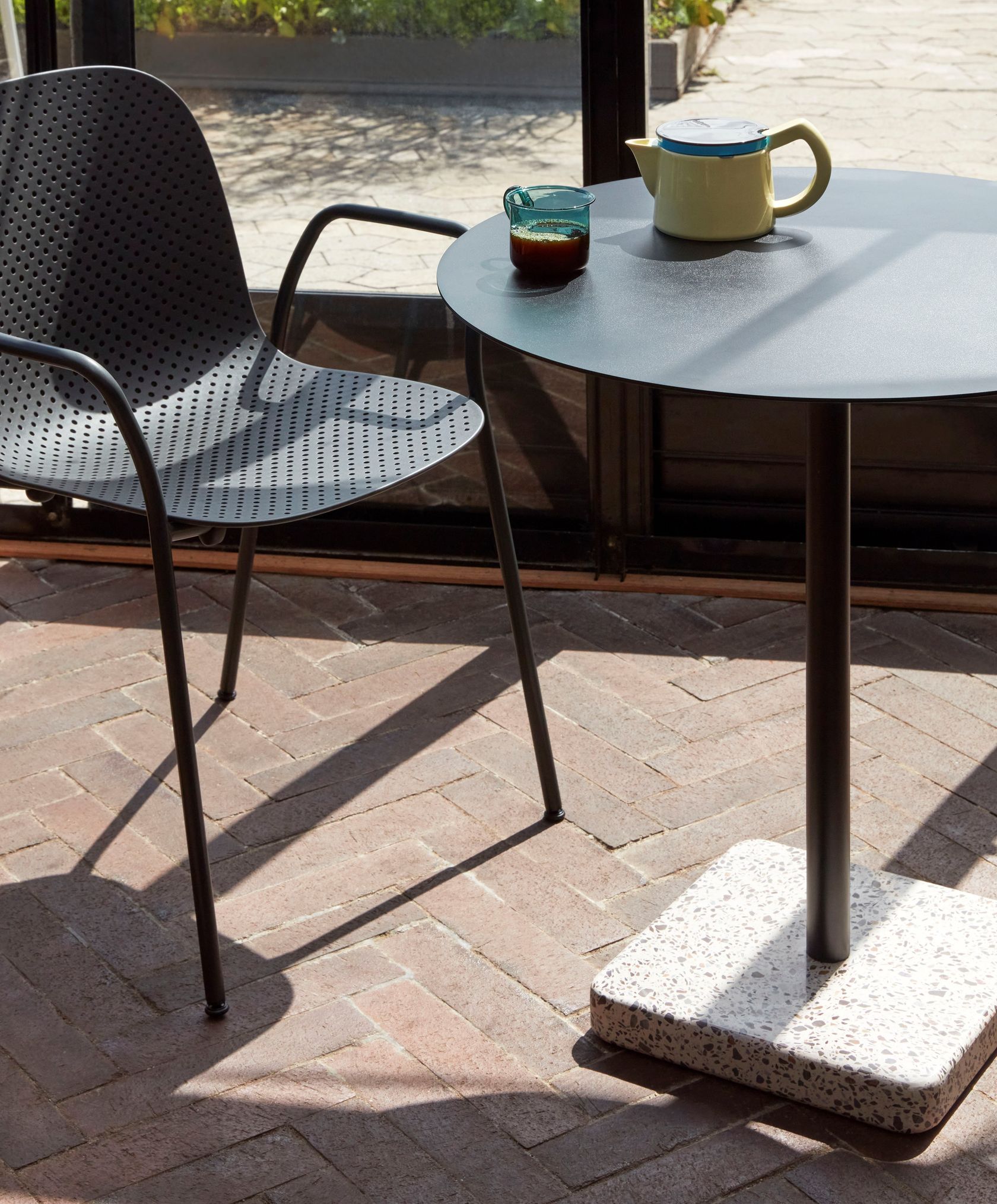 TERRAZZO Round powder coated steel table By Hay | design Daniel Enoksson