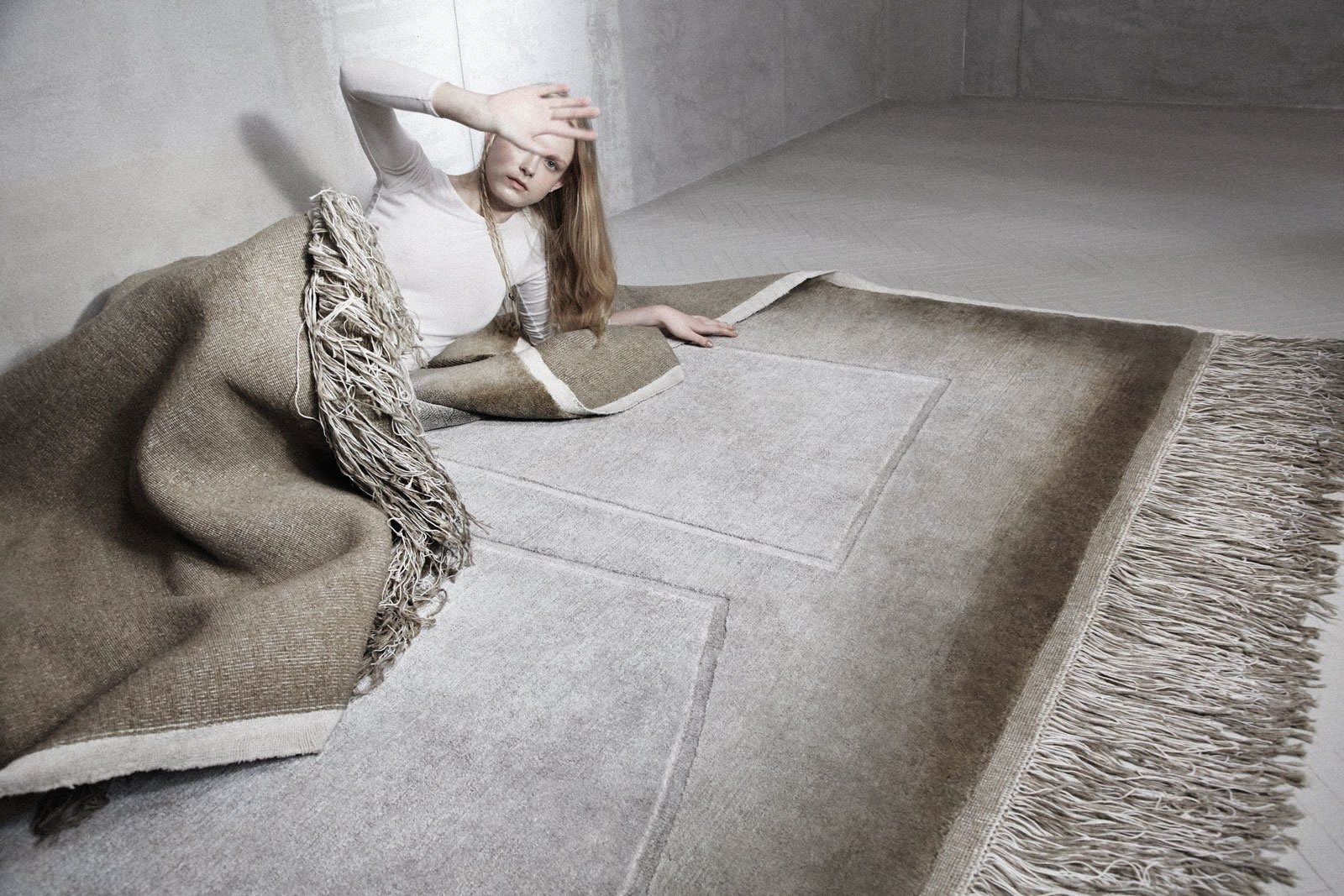 Handmade custom rug THREAD Signature Collection By cc-tapis design Faye ...