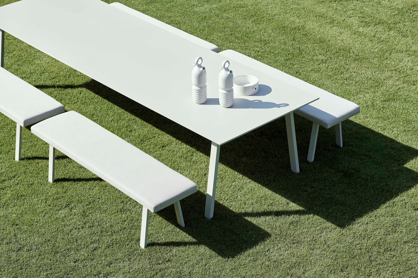 TIMELESS | Rectangular table By GANDIABLASCO design José Antonio Gandía ...