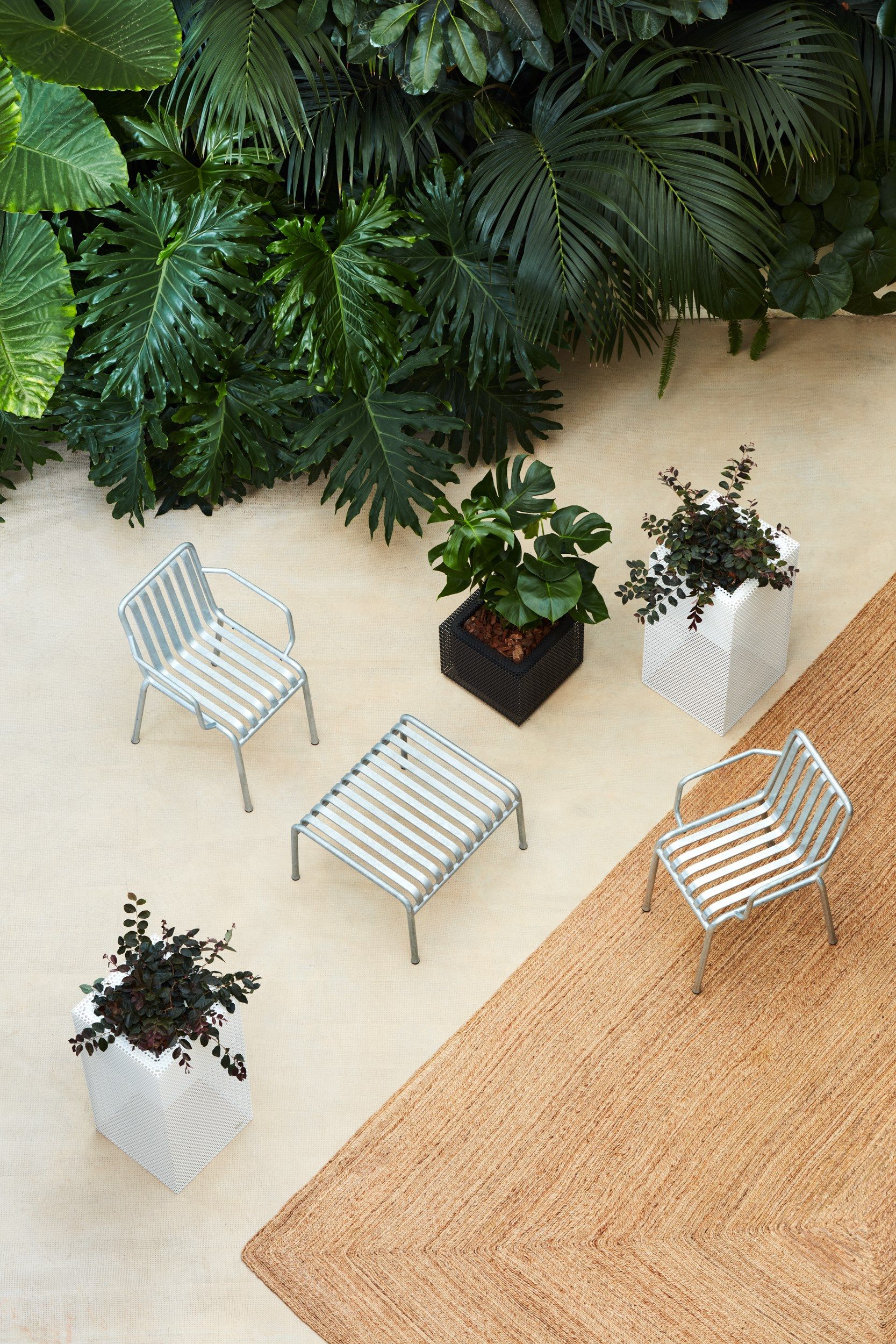 TOP | Low plant pot Low stainless steel plant pot with automatic ...