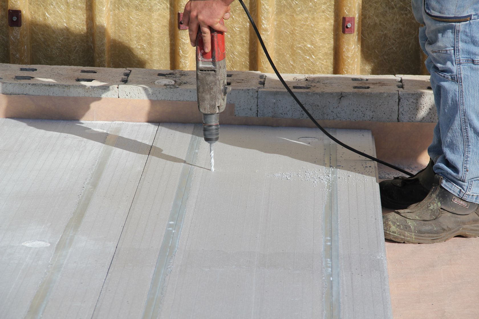 TOP THERMO FLOOR Dual waterproofing and thermal insulation system By ...