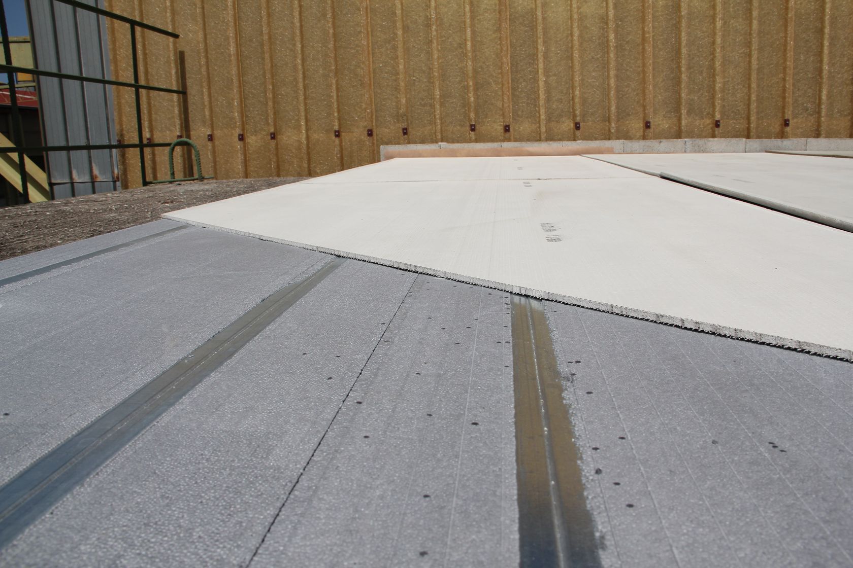 TOP THERMO FLOOR Dual waterproofing and thermal insulation system By ...