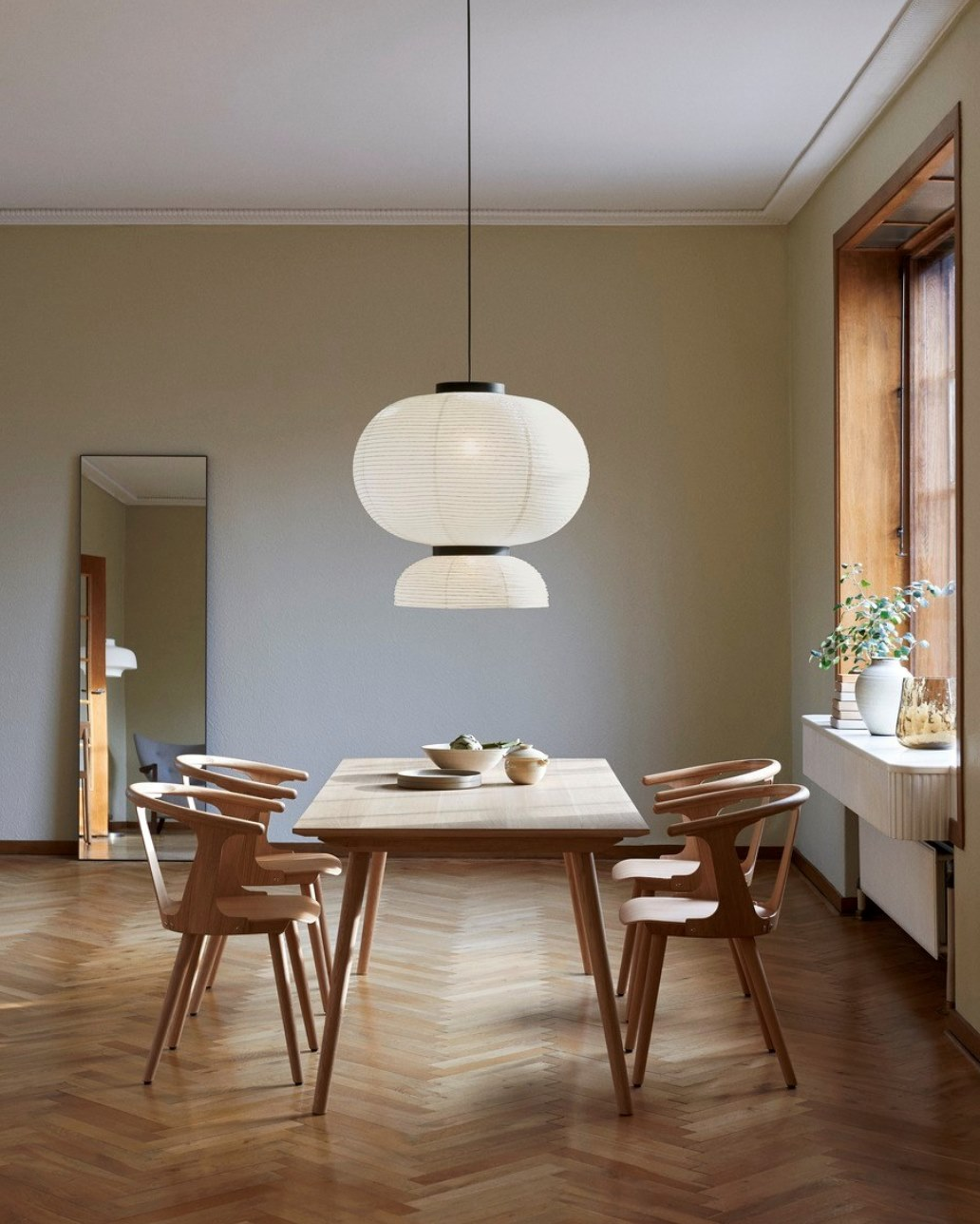 &TRADITION - IN BETWEEN SK1 Chair By In Stock | design Sami Kallio