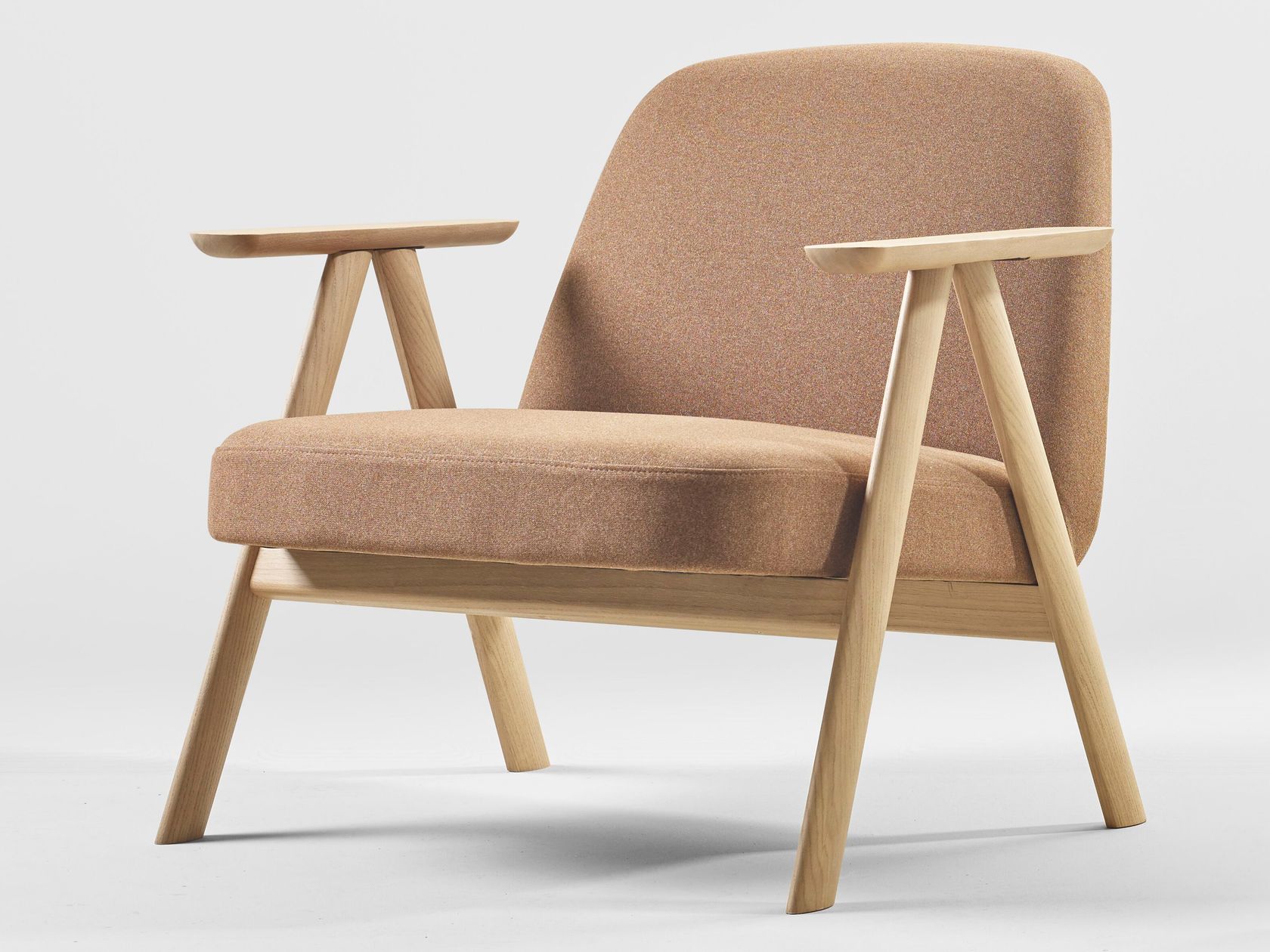 TREKU: Tables, chairs and storage systems | Archiproducts