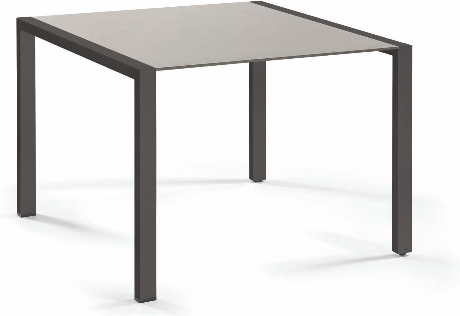 TRENTO | Square table By MANUTTI