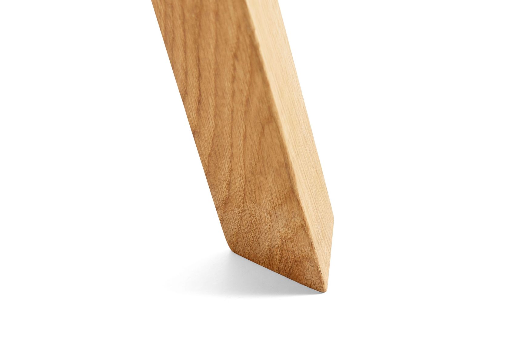 TRIANGLE LEG Oak bench By Hay | design Jones Neville