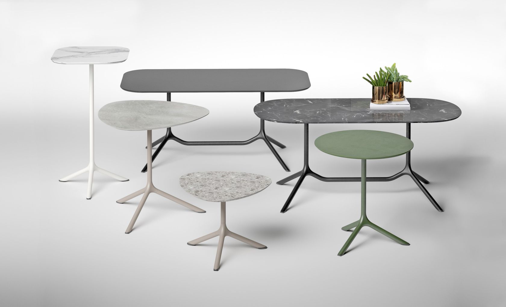 TRIPÉ Steel high table with 3-star base By SCAB DESIGN | design Radice ...