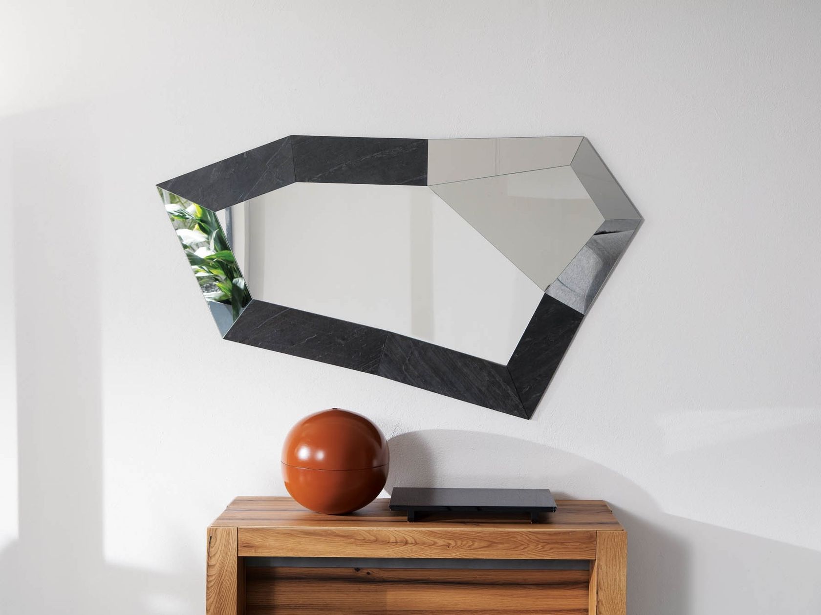 Wall-mounted framed mirror TRIXY By Ozzio Italia