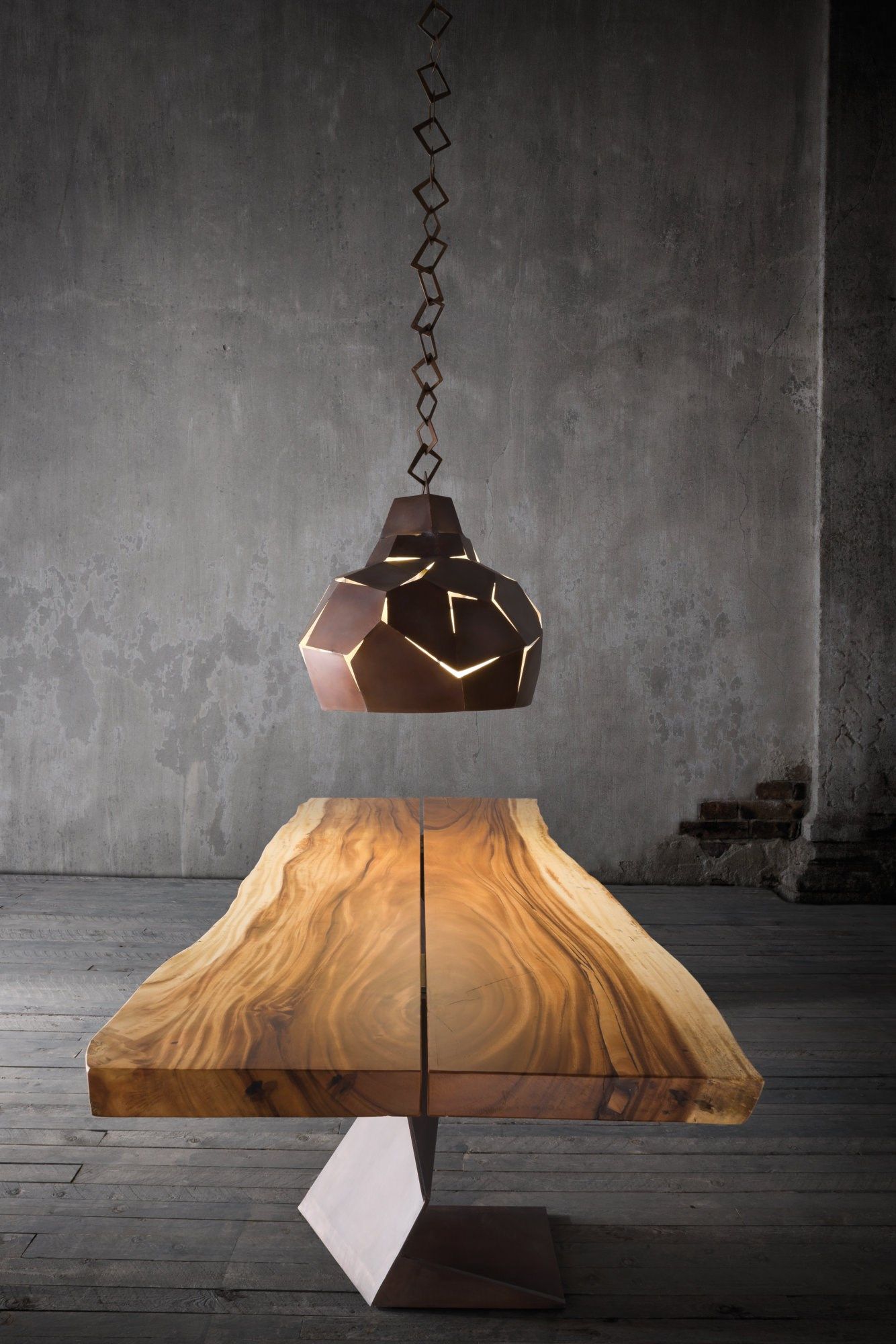 TROG Table By ELITE TO BE