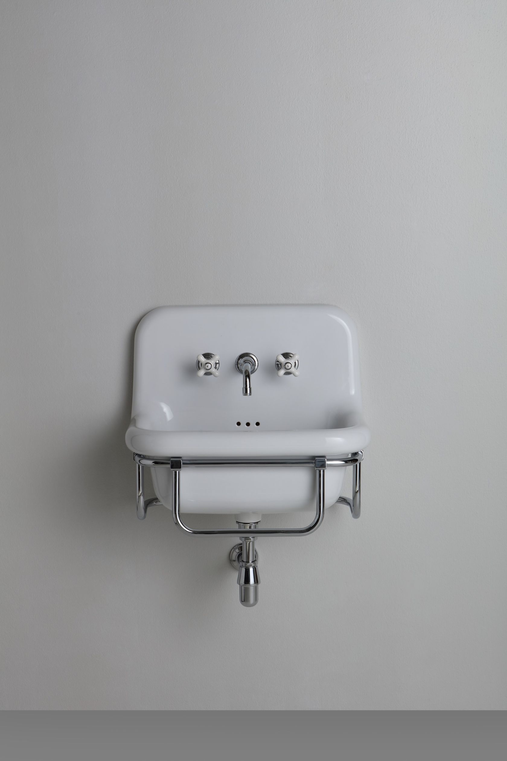 TRUECOLORS | Lavabo avec porte-serviettes Collection TrueColors By BLEU ...