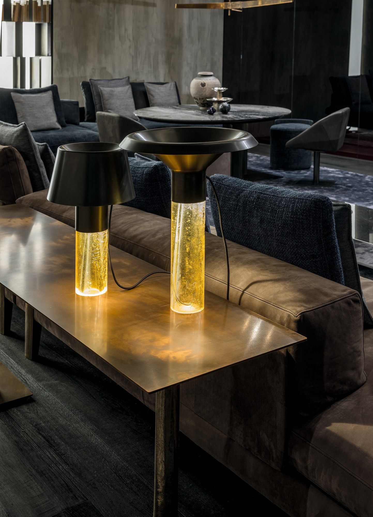 TWISTABLE | Console table By Henge design Massimo Castagna