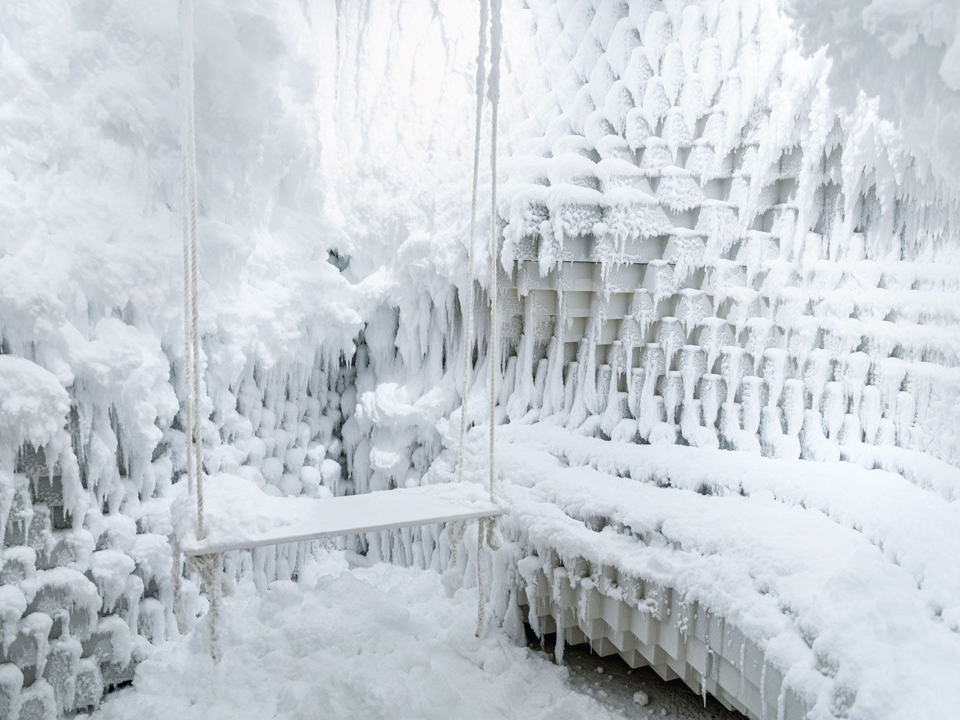 SNOWROOM ROCK DESIGN Ice cave By TechnoAlpin Indoor