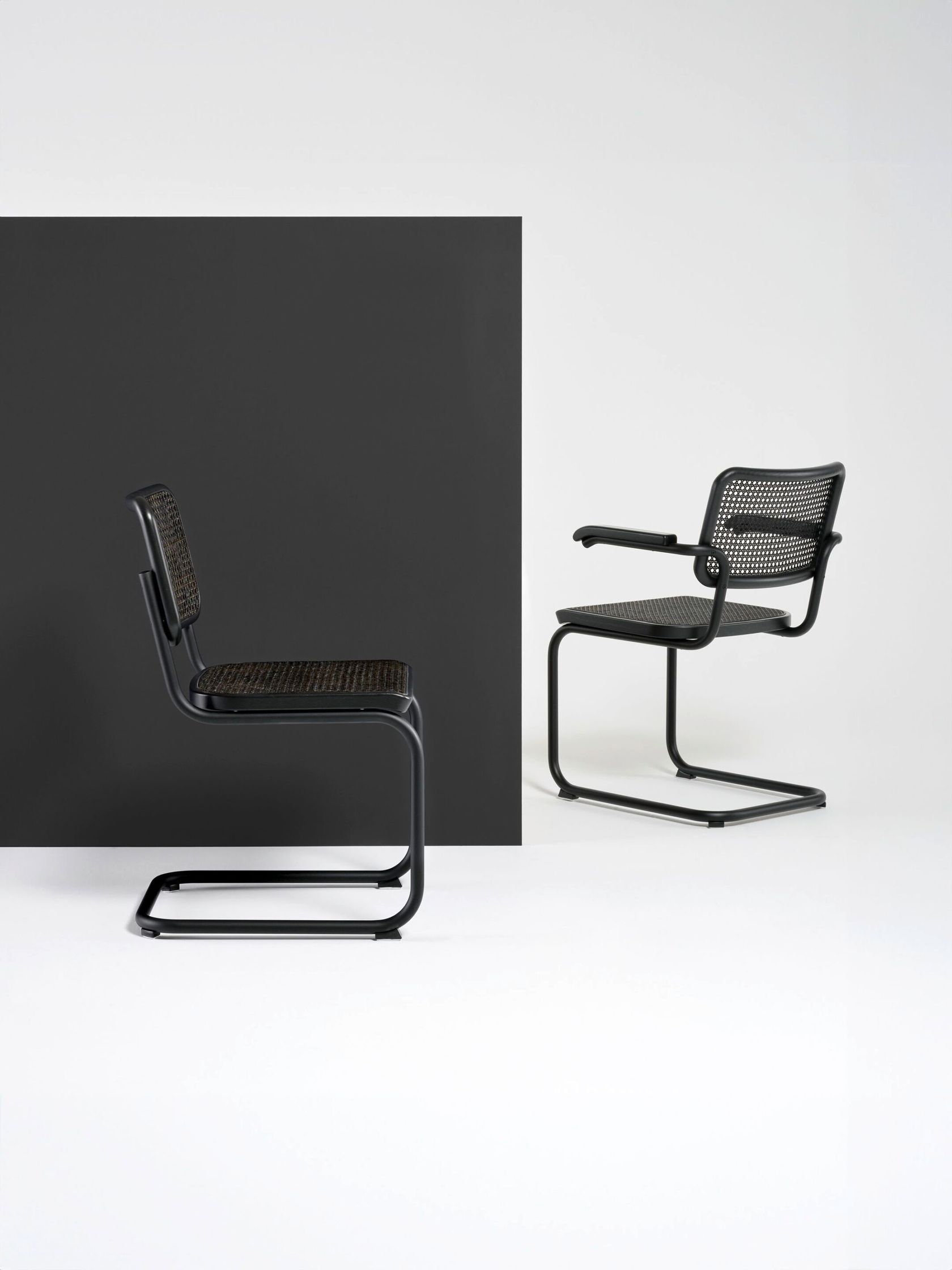 S 32 V DARK MELANGE Chair By Thonet | design Marcel Breuer