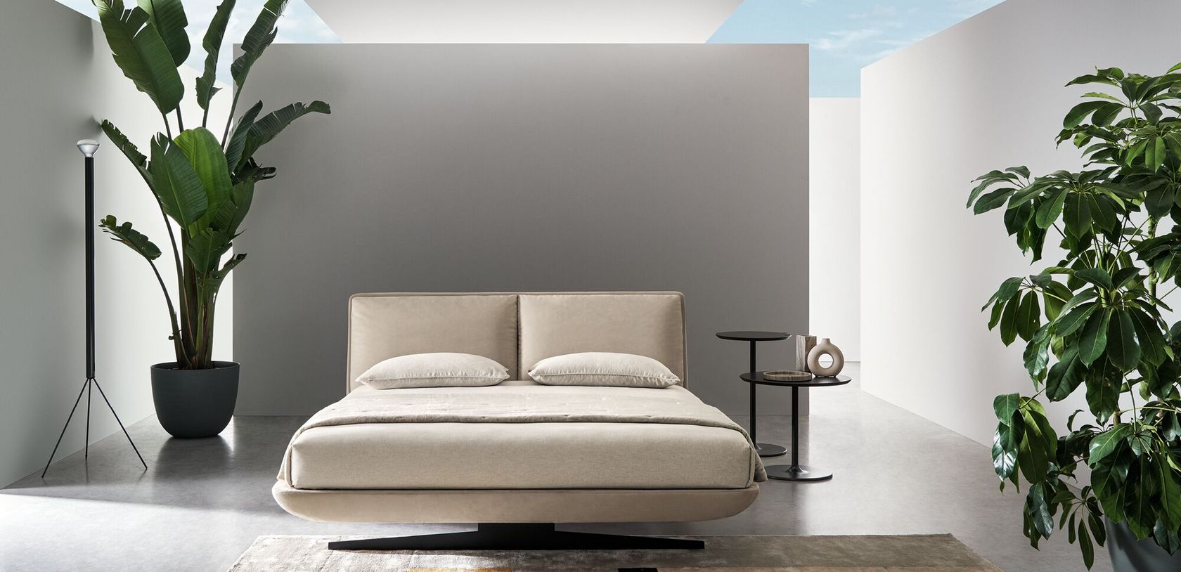 BIGGIE Leather double bed with upholstered headboard By Twils | design ...