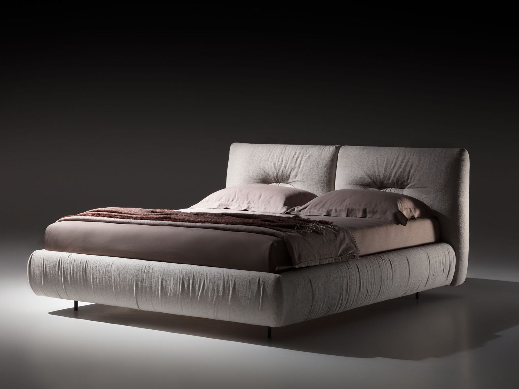 Twils: Padded beds, fabric beds, sofas and textiles | Archiproducts