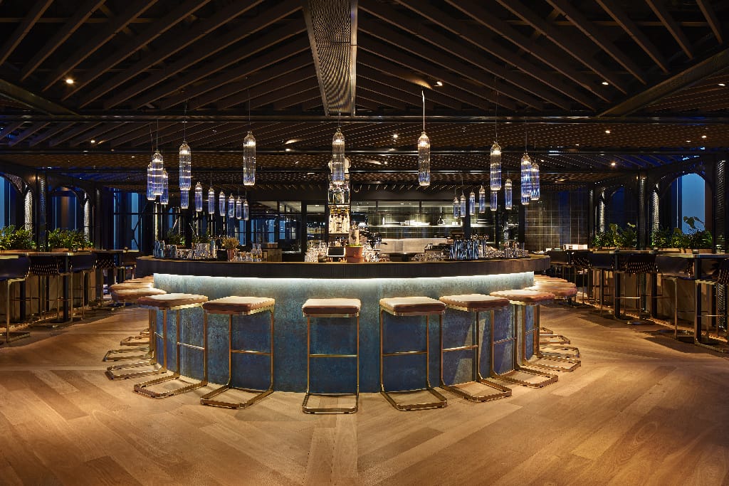 UNDERSCORE INOUT - SIDE BEND RGB linear lighting profile for LED modules By iGuzzini