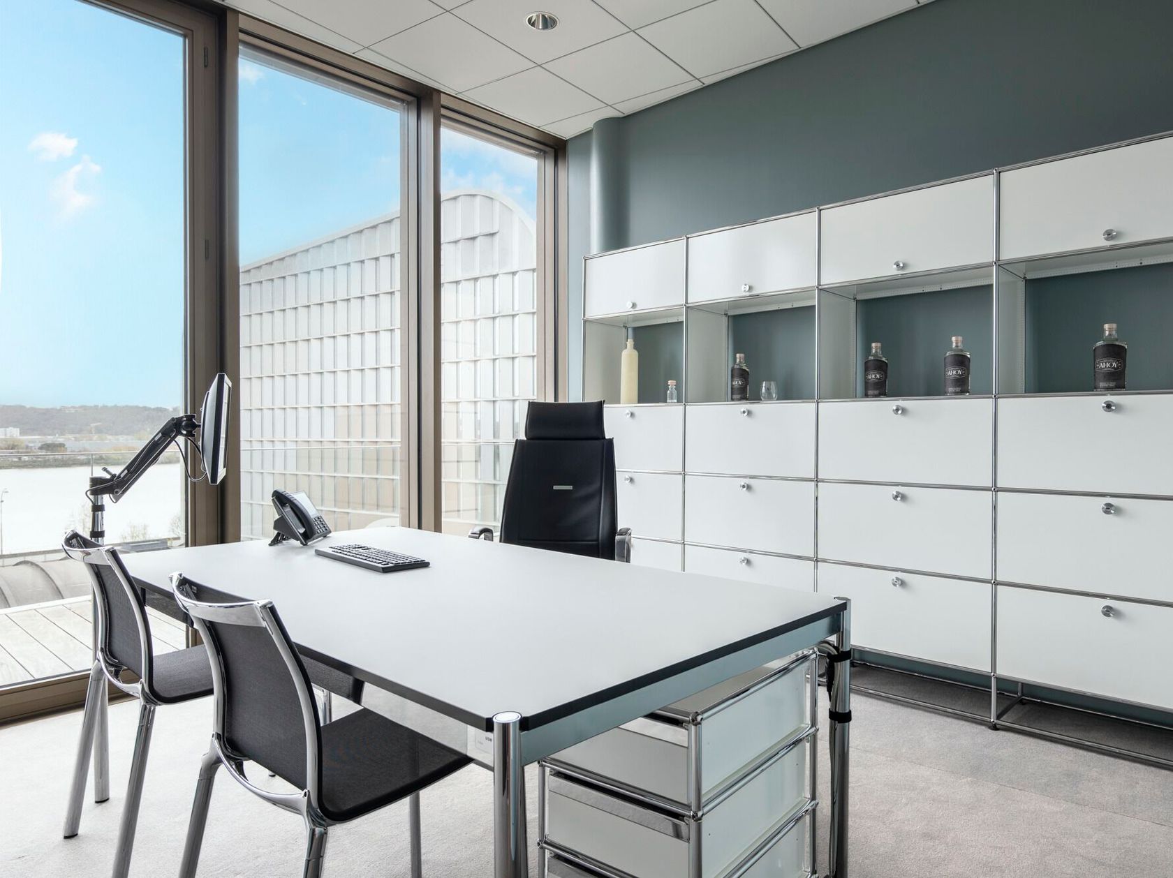 USM HALLER INDIVIDUAL WORKSTATION TABLE Rectangular wood veneer ...