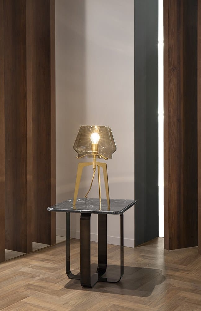 V211 | Marble coffee table Square marble coffee table By Aston Martin