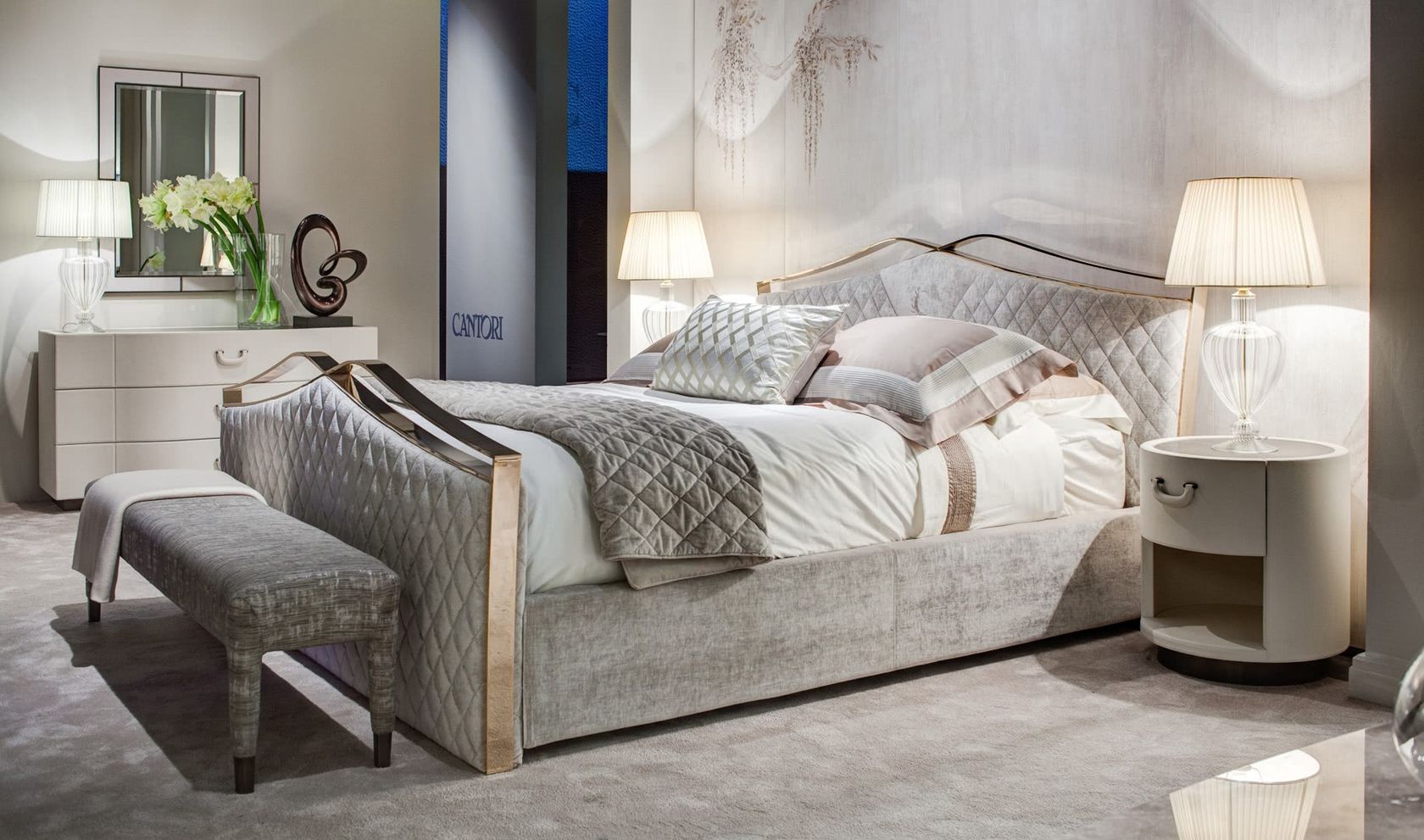 VALENTINO | Bed By Cantori design Castello Lagravinese
