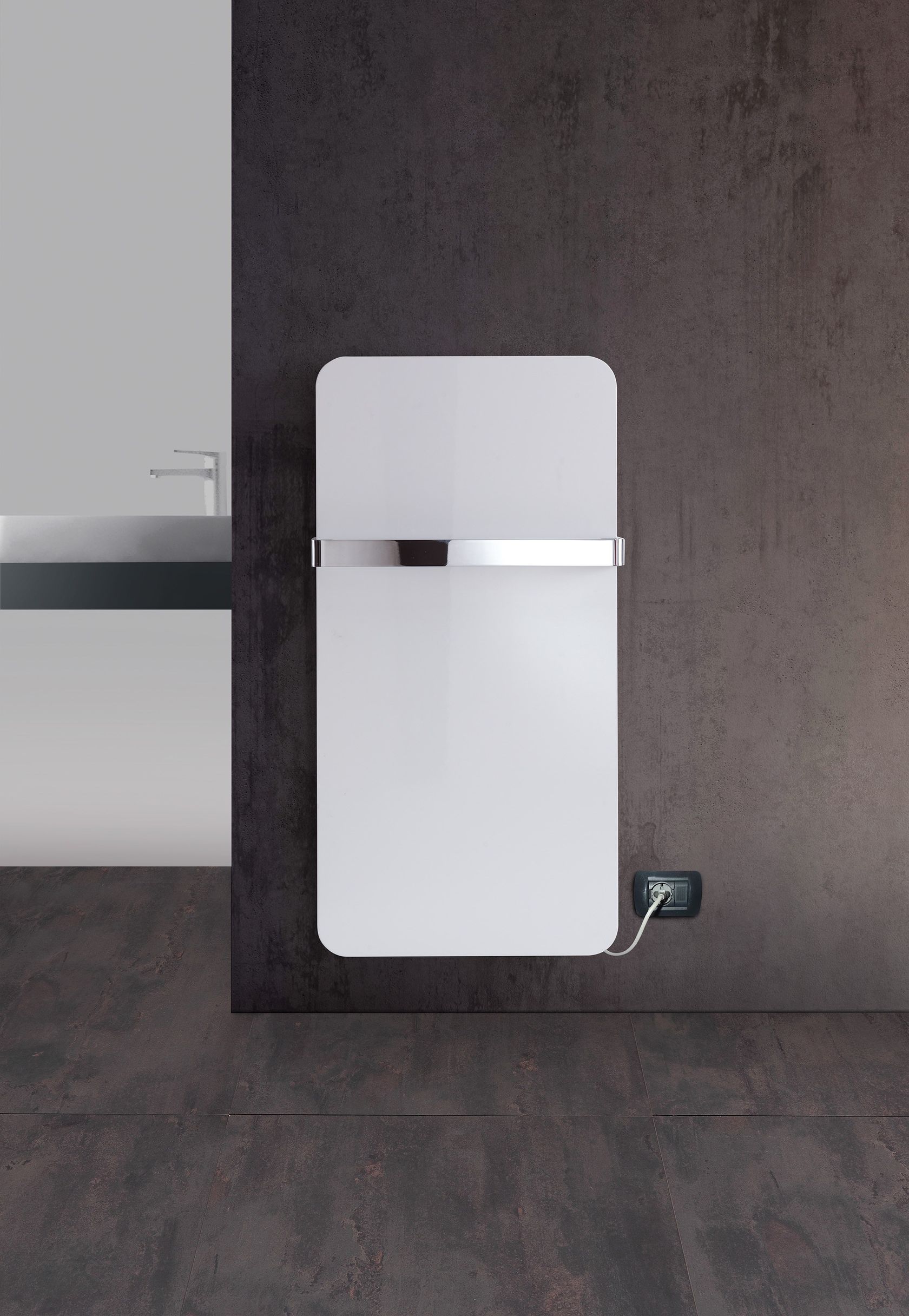 Wall-mounted electric towel warmer VALET By DELTACALOR design Peter ...