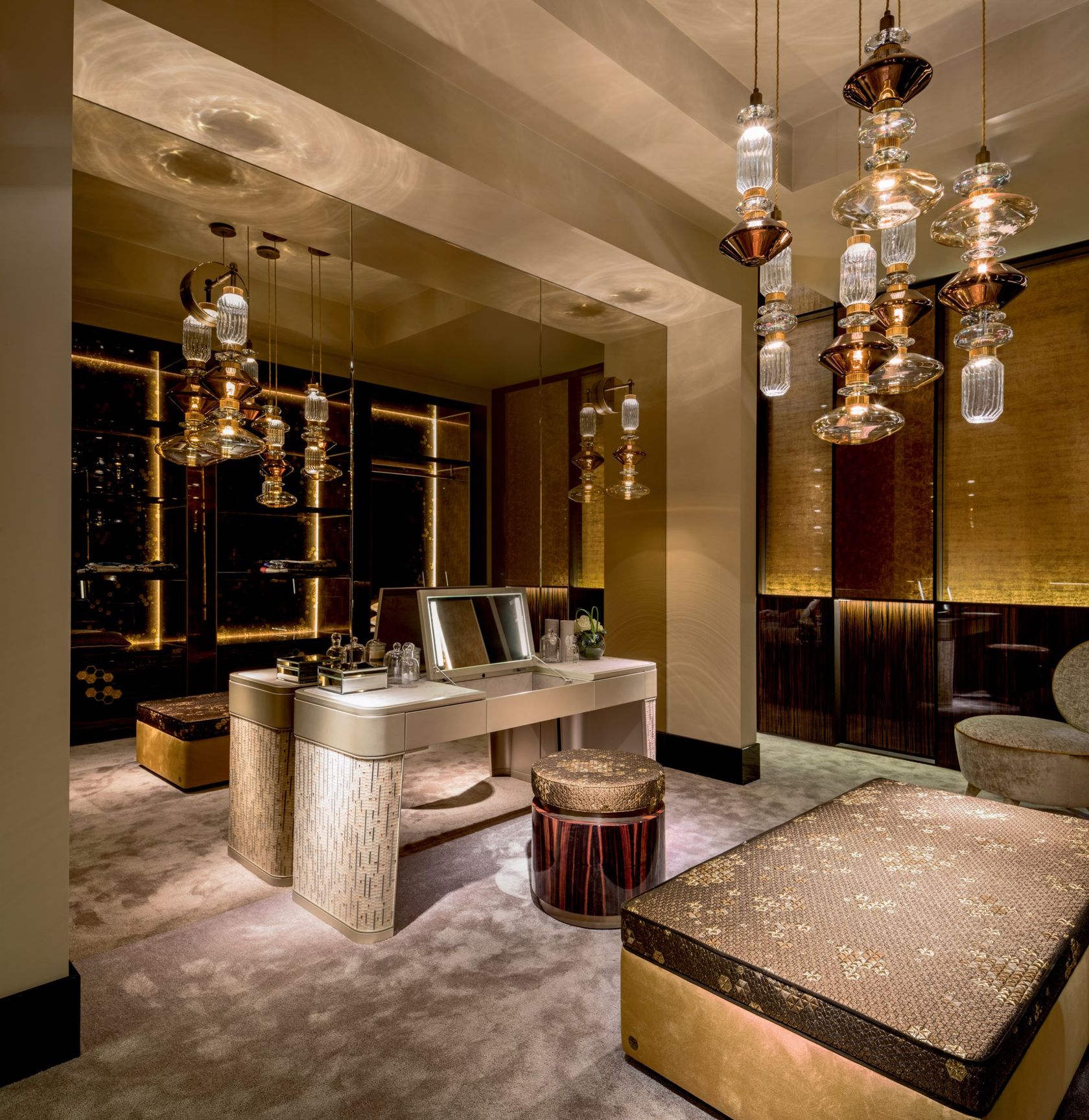 VALMONT | Dressing table Valmont Collection By Sicis design ...