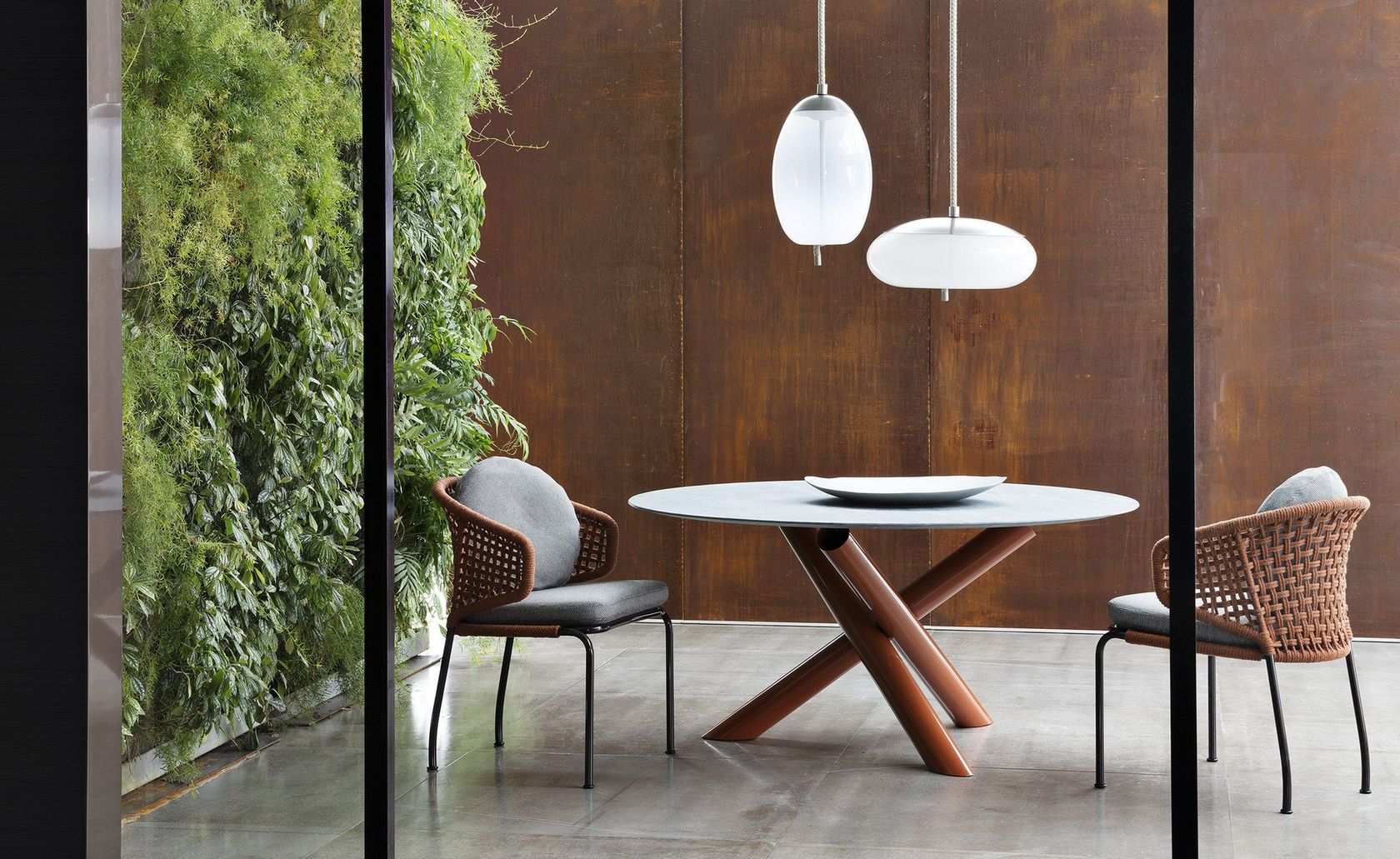 VAN DYCK OUTDOOR Outdoor table By Minotti | design Rodolfo Dordoni