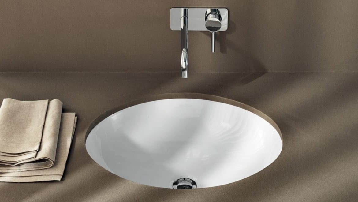 VARIFORM Undermount round Vitreous China washbasin By Geberit