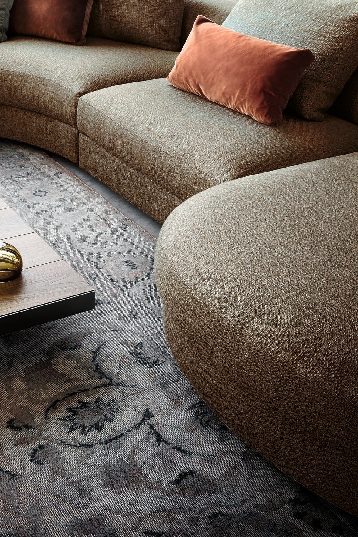 VENISE Corner fabric sofa with chaise longue By Lema | design Buratti ...