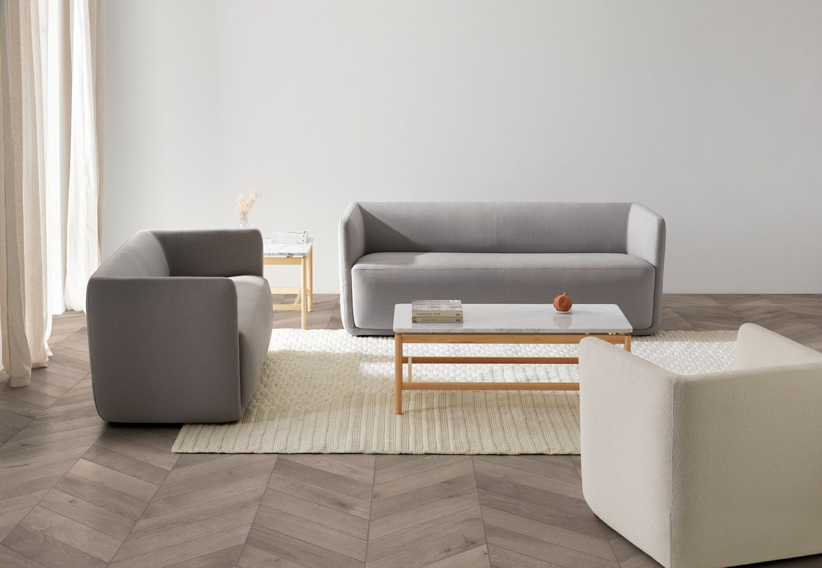 VETRO Fabric small sofa By Blasco&Vila | design edeestudio