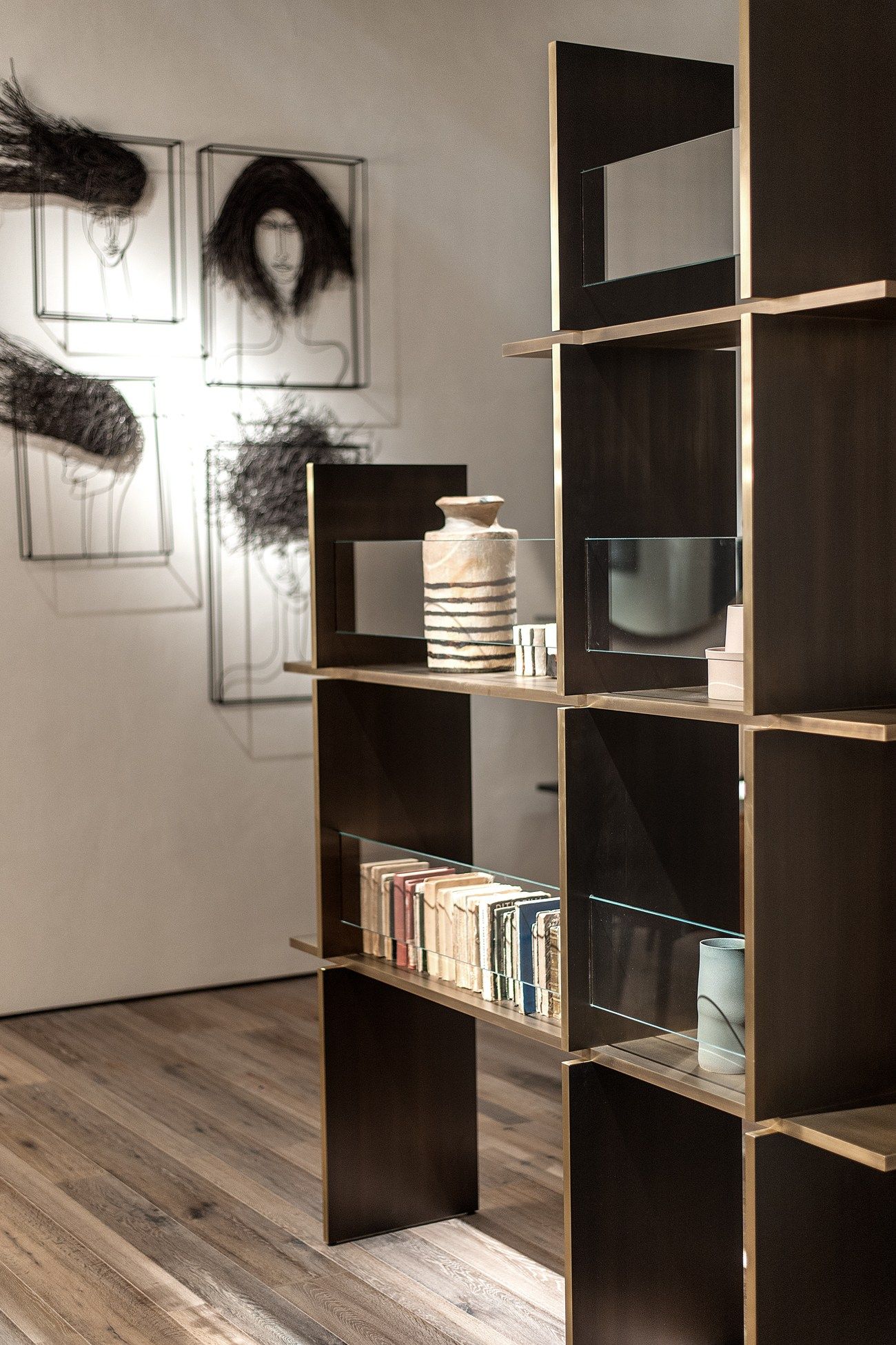 Freestanding glass and aluminium bookcase VICEVERSA By BAXTER design ...