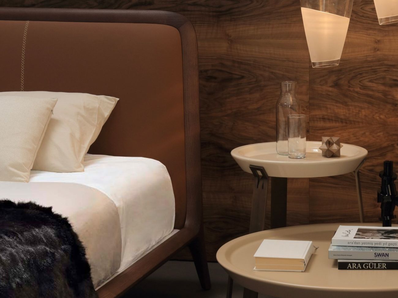 VIDOR | Double bed By Casa design Mauro Lipparini