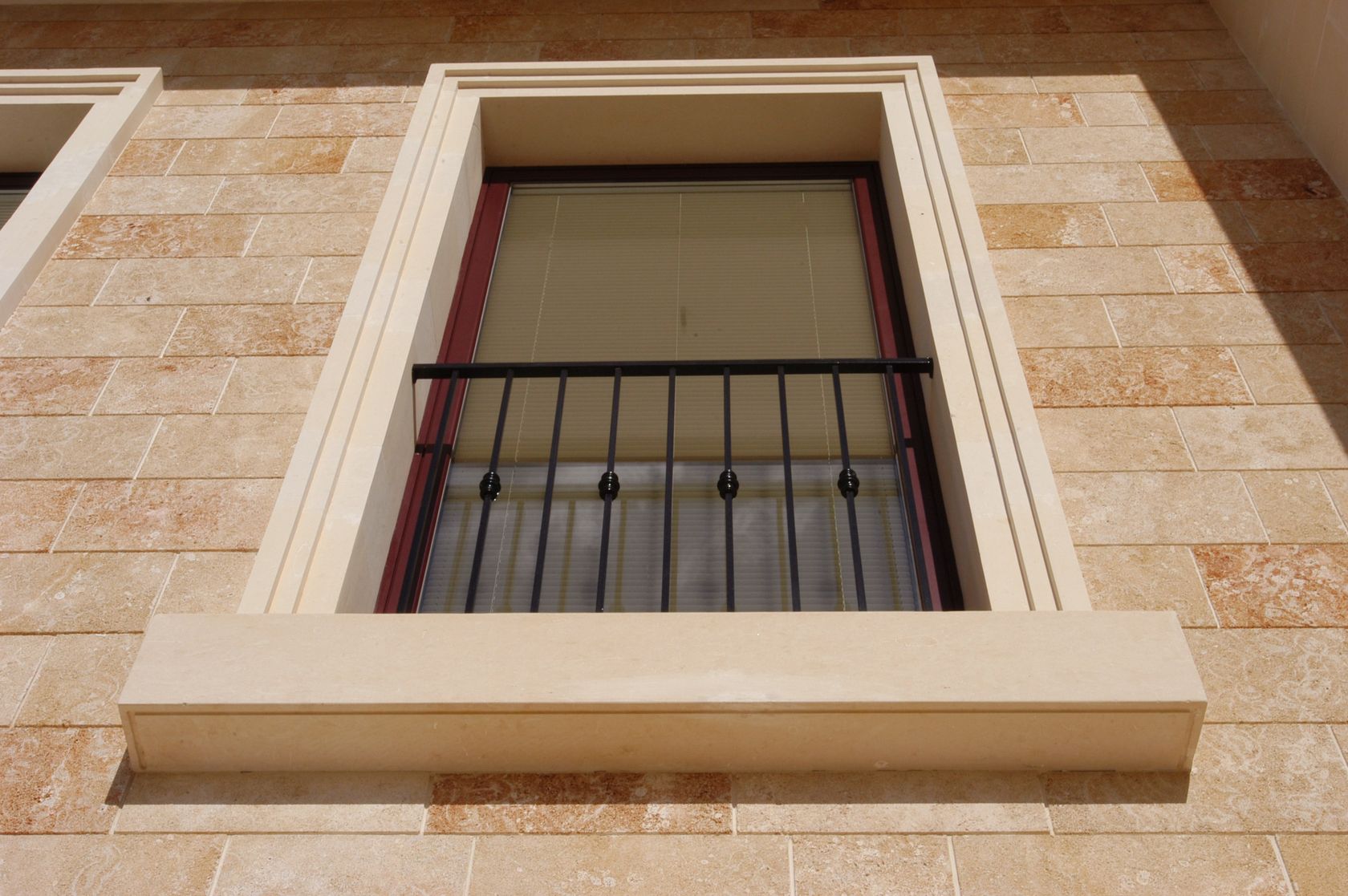 Lecce stone door jamb By PIMAR