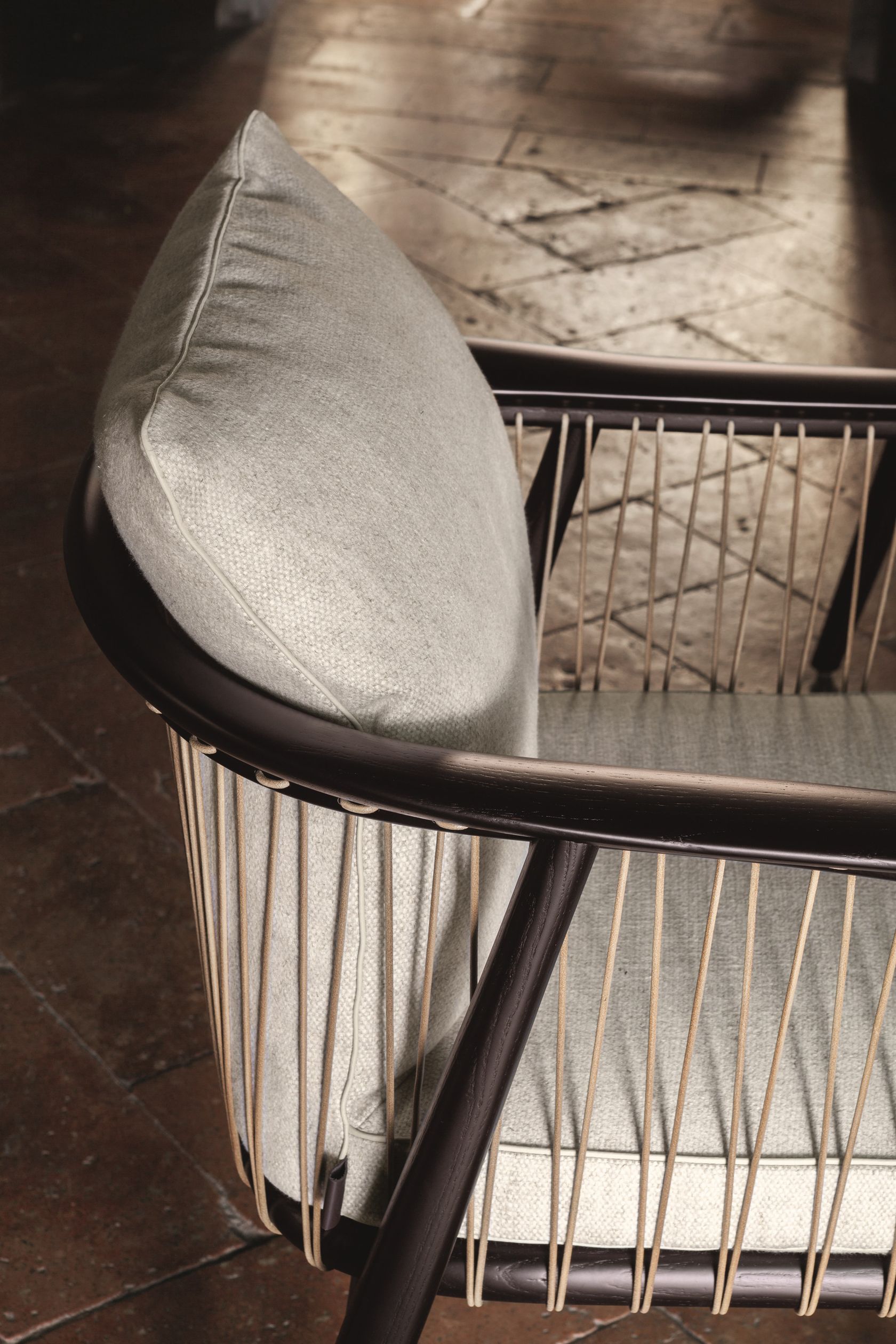 VIOLA Fabric easy chair with armrests By Poltrona Frau | design AB Concept