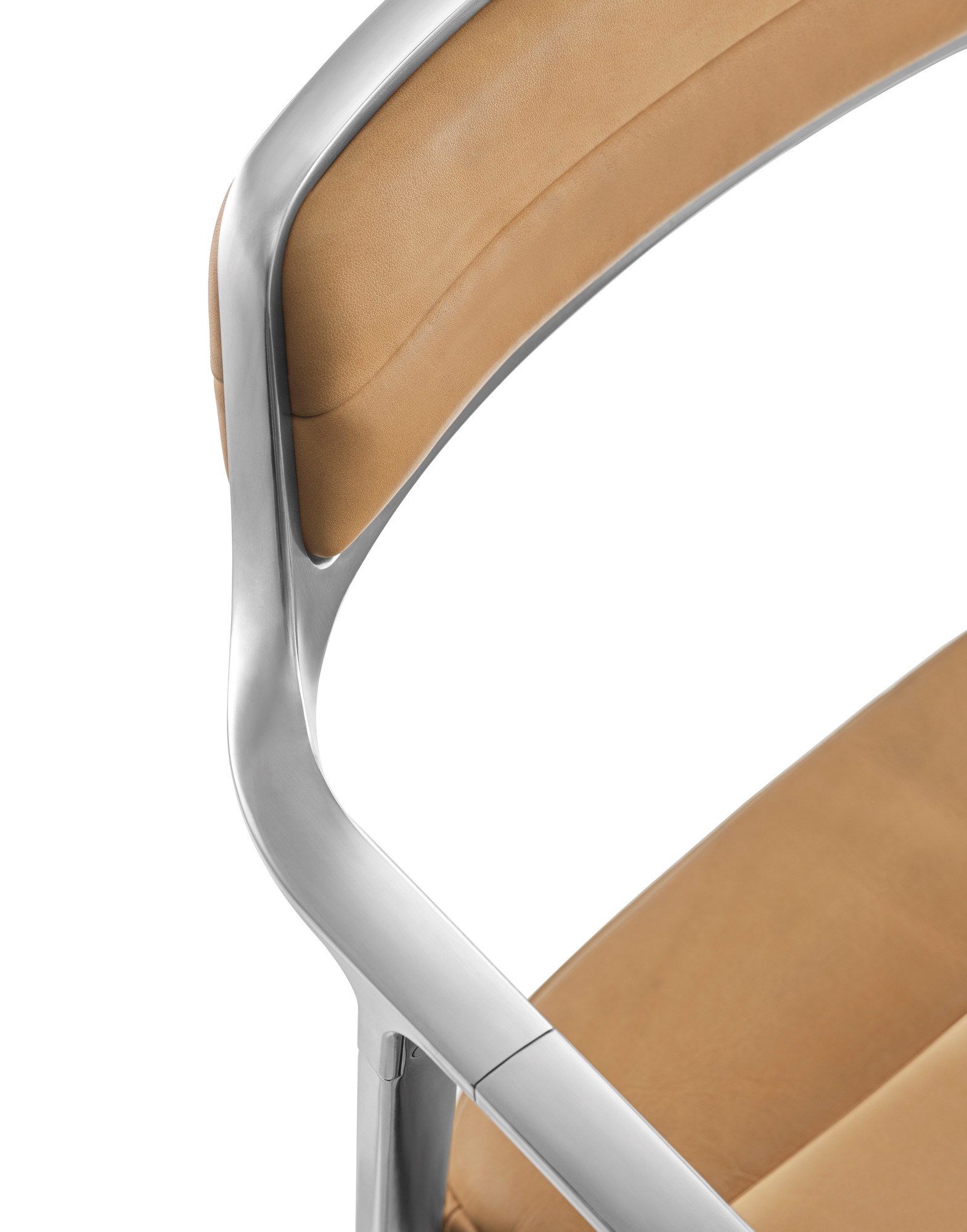 VIPP452 | Chair with castors Swivel leather chair with 4-spoke base ...