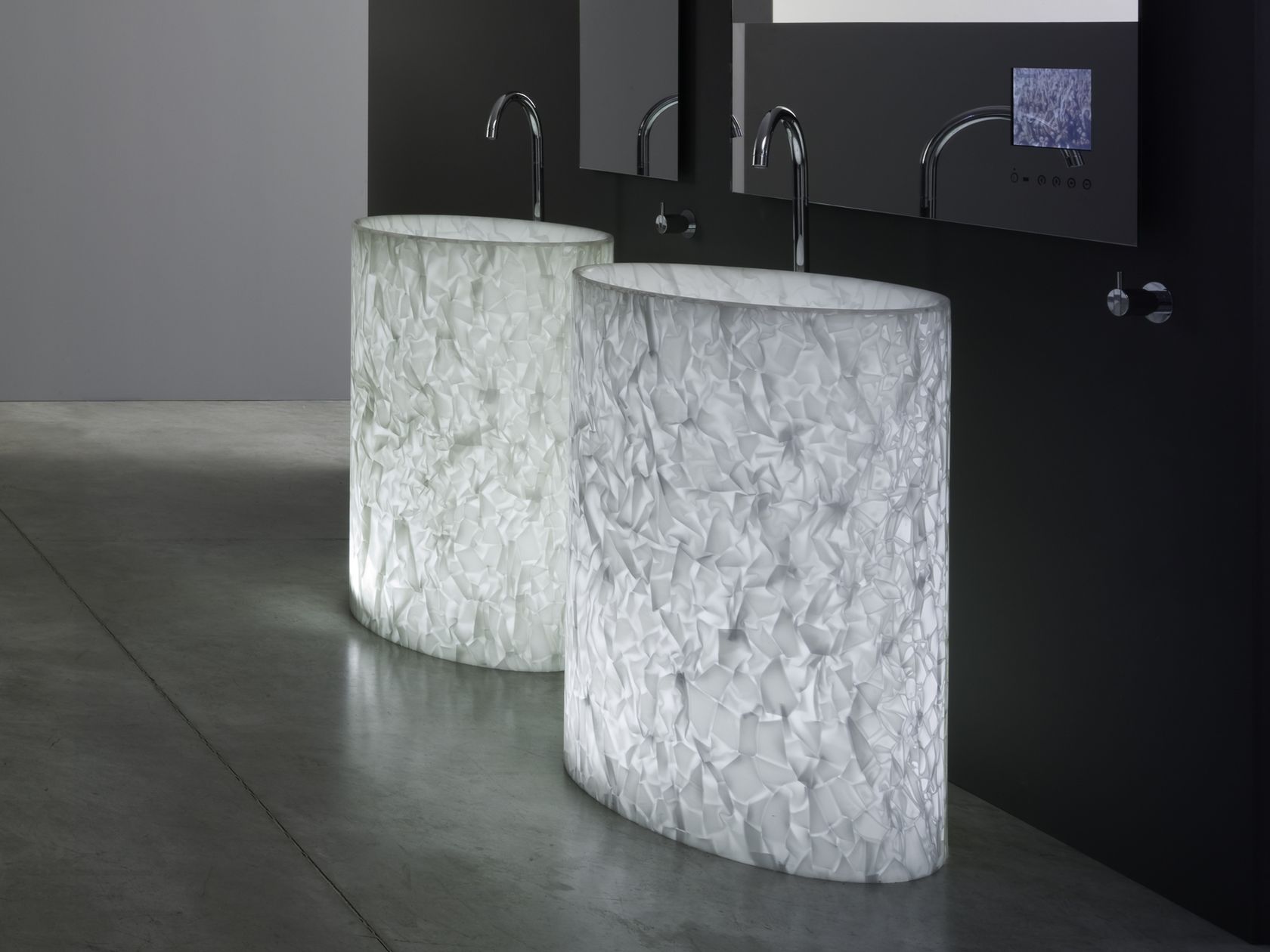 VISION Freestanding methacrylate washbasin with light By Rapsel ...