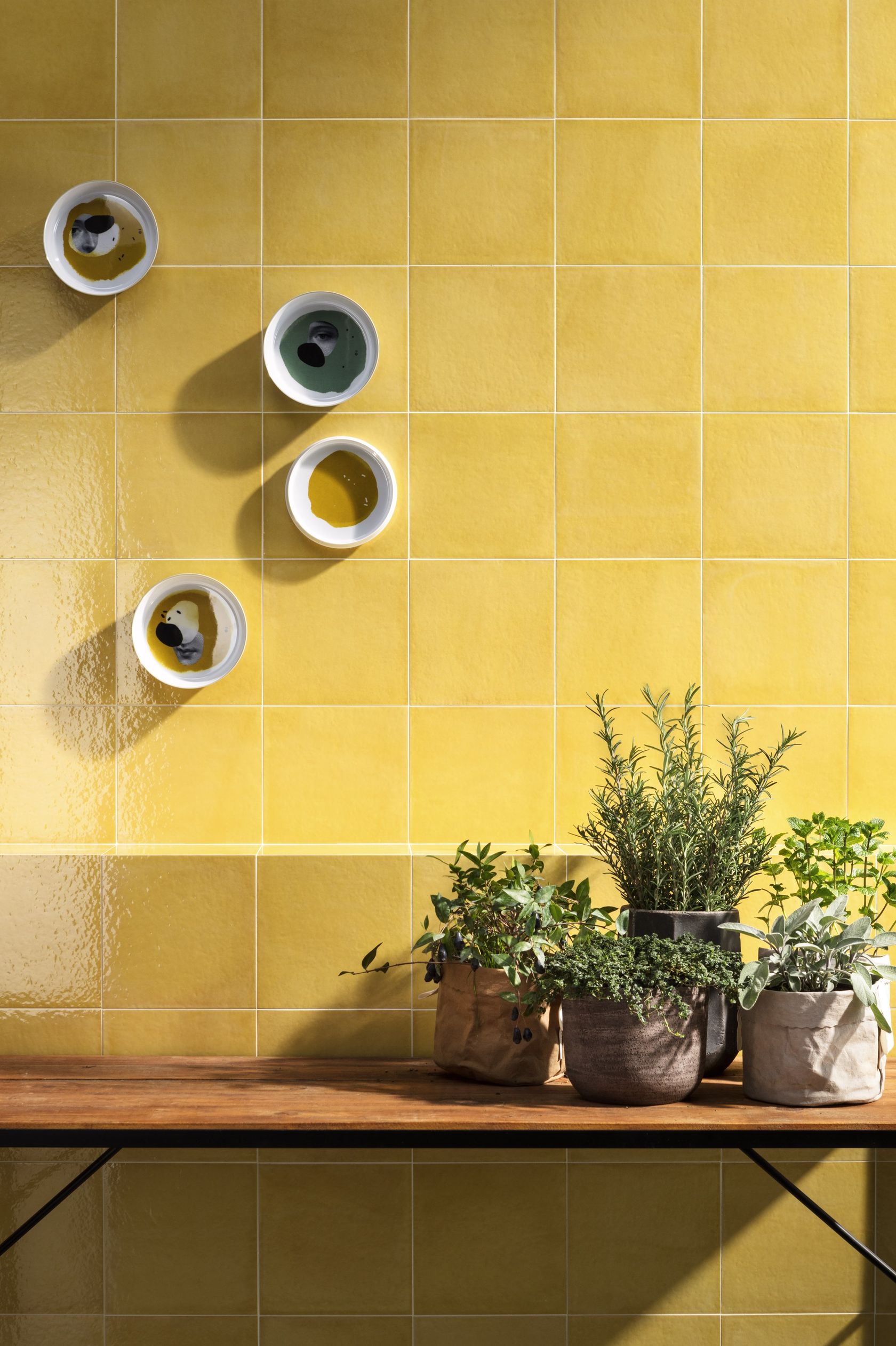 VITA GIALLO Porcelain stoneware wall/floor tiles By CERAMICA SANT'AGOSTINO