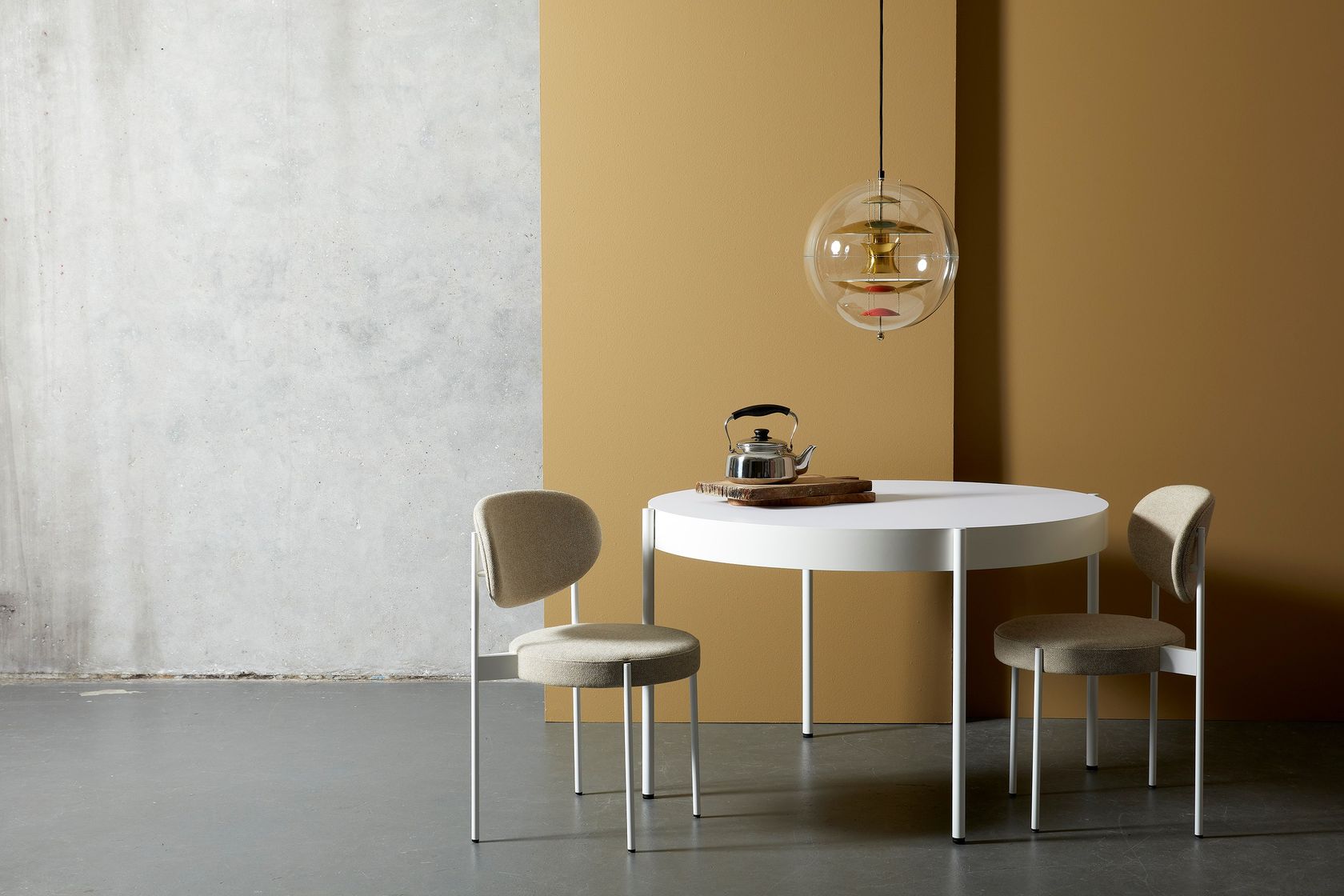 VP GLOBE BRASS | Pendant lamp Acrylic pendant lamp By Verpan | design ...