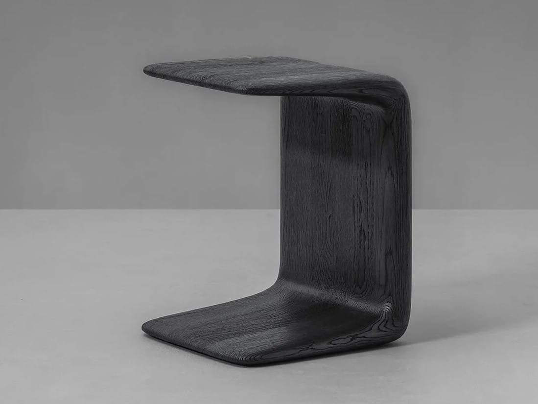 CLIPS Oak side table By Van Rossum