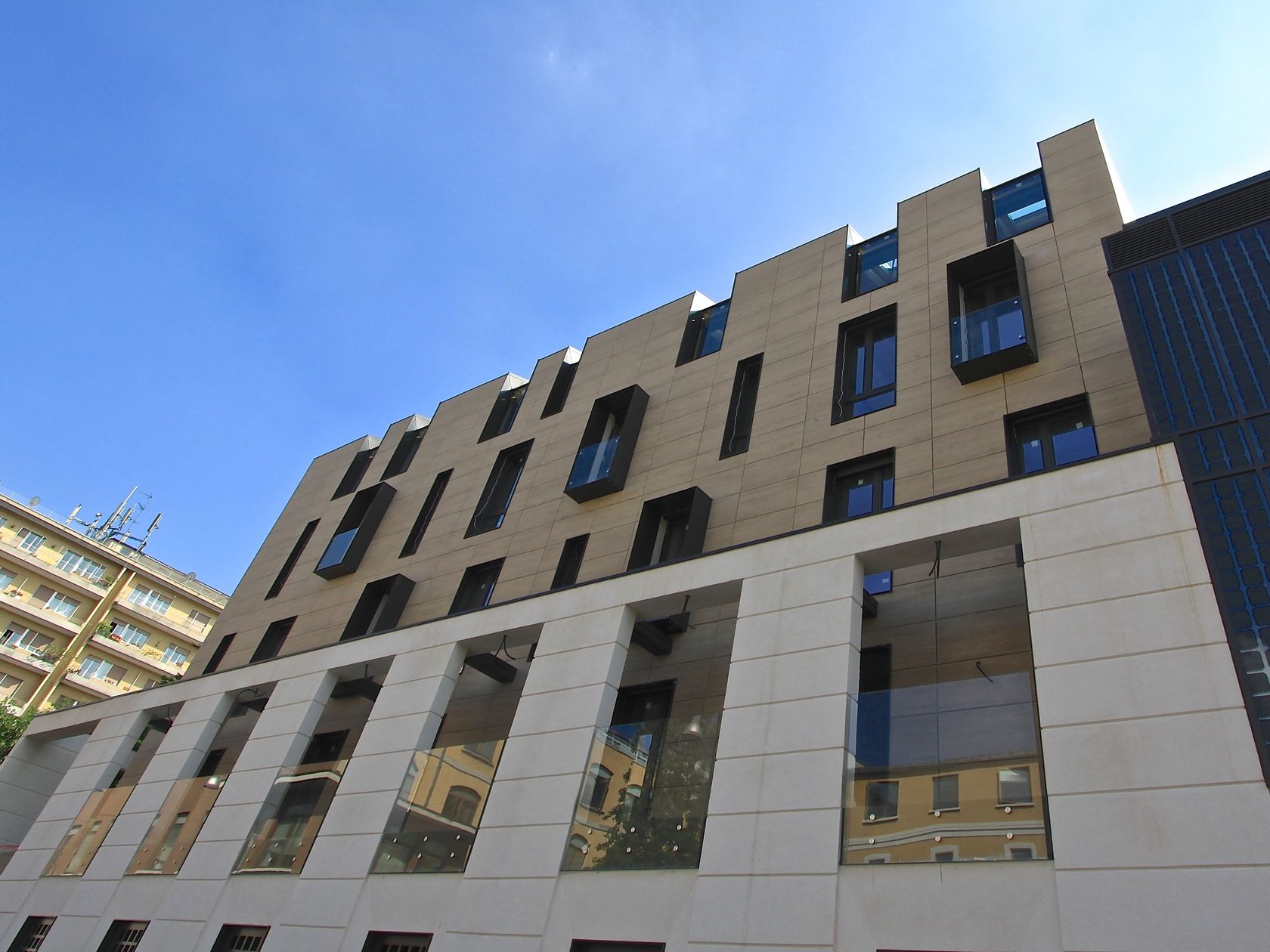 Facade systems | External walls and facades | Archiproducts