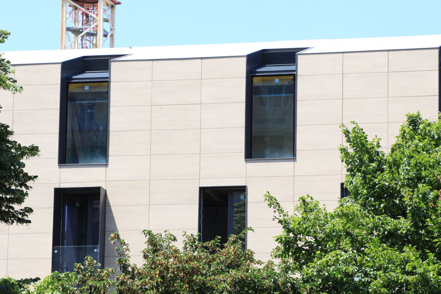 Ventilated facade Porcelain stoneware Ventilated facade By Emilgroup