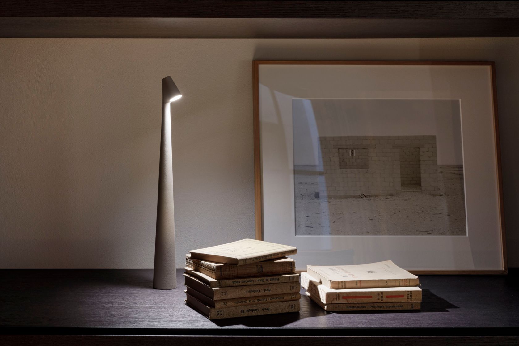 AFRICA Table lamp By Vibia | design Francisco Gomez Paz