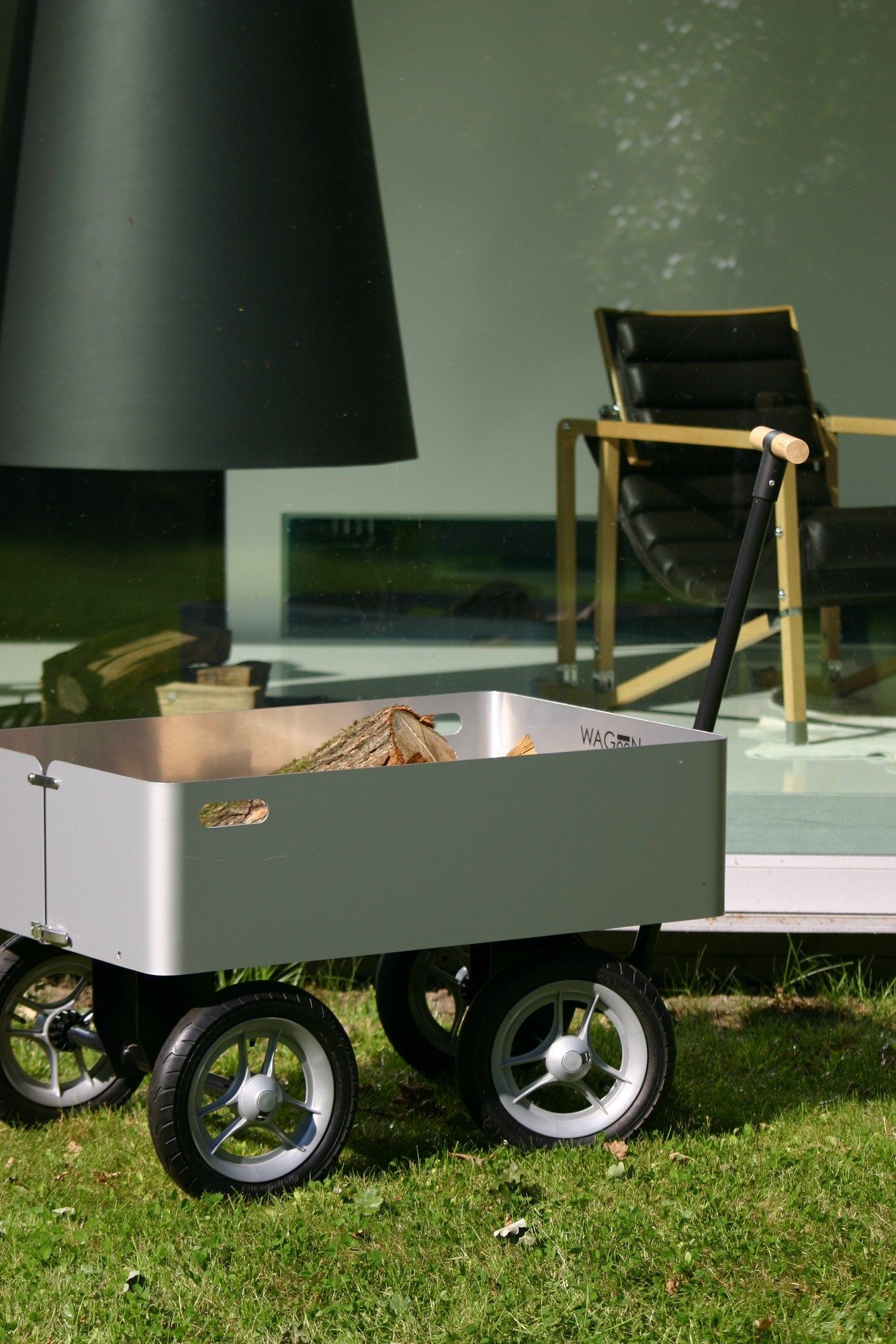 WAGOON Garden trolley By TRADEWINDS