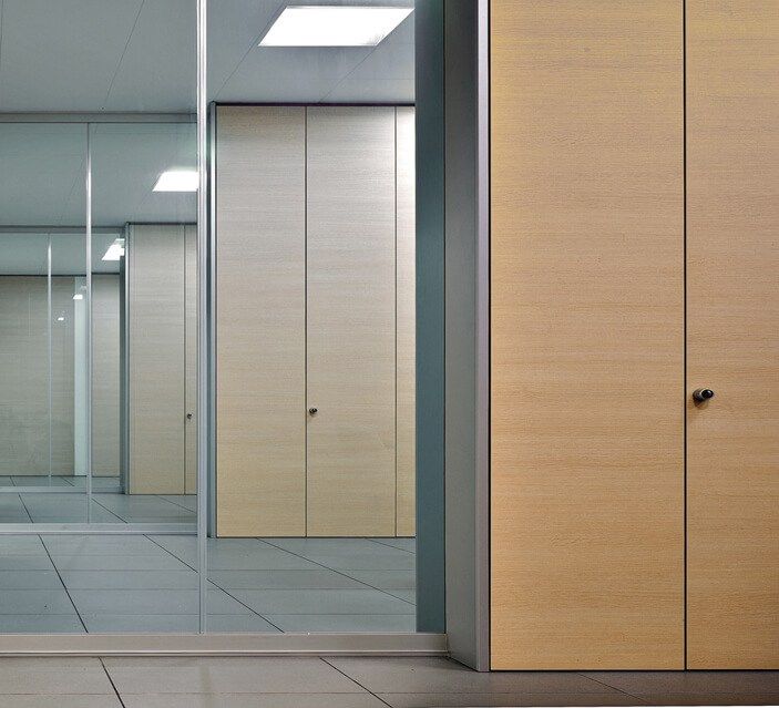 WALLTECH Parede móvel acústica de vidro para escritório By ESTEL GROUP