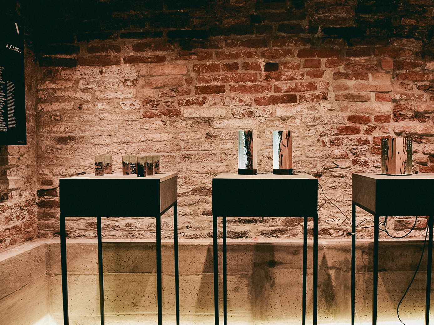 Lampada da tavolo a LED WATER BRIGHT By alcarol design Andrea Forti ...