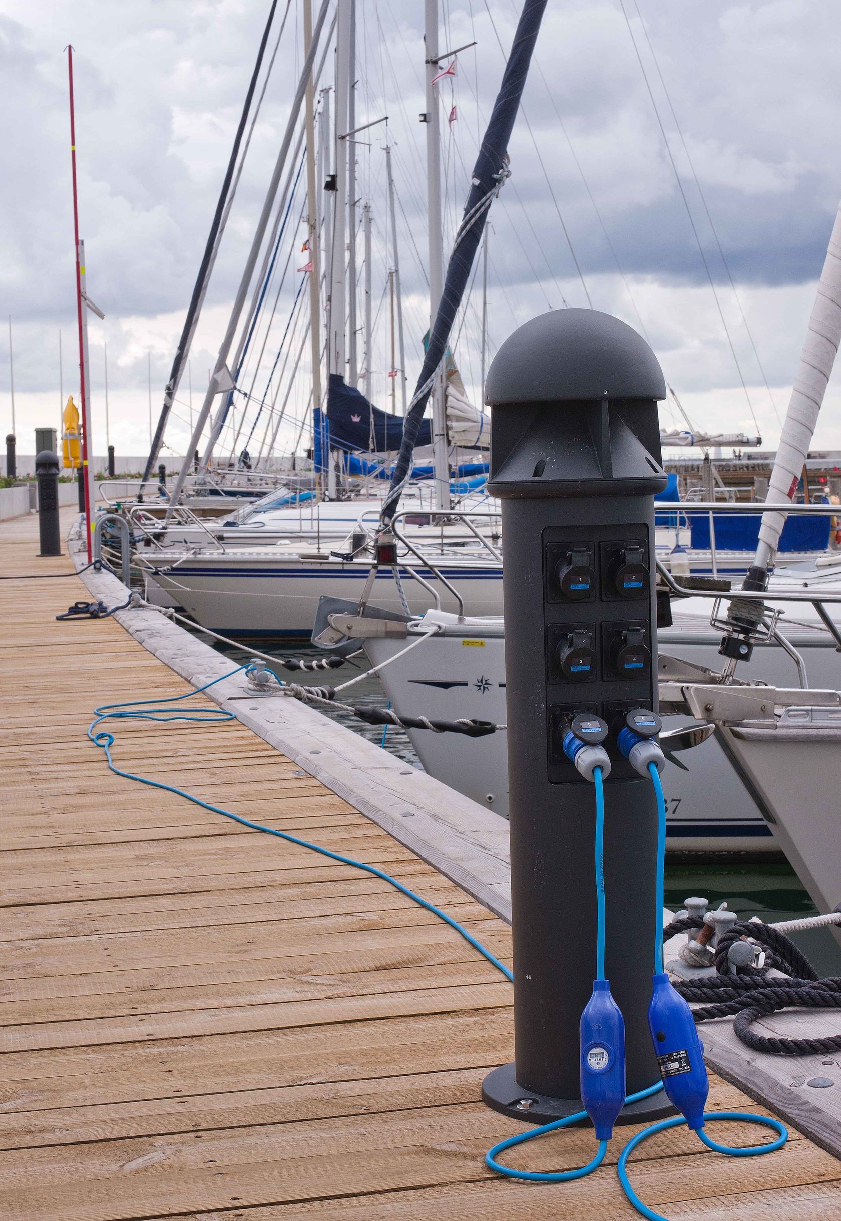 WATERFRONT bollard light By Louis Poulsen