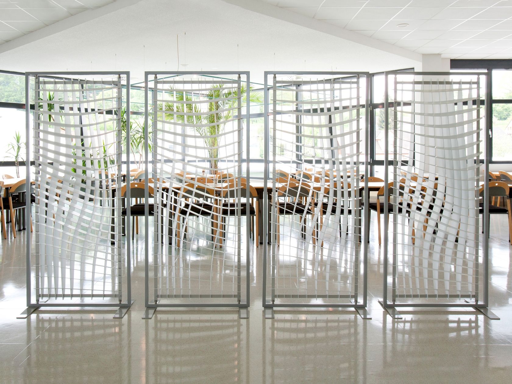 WAVE Divider By SPÄH designed acoustic